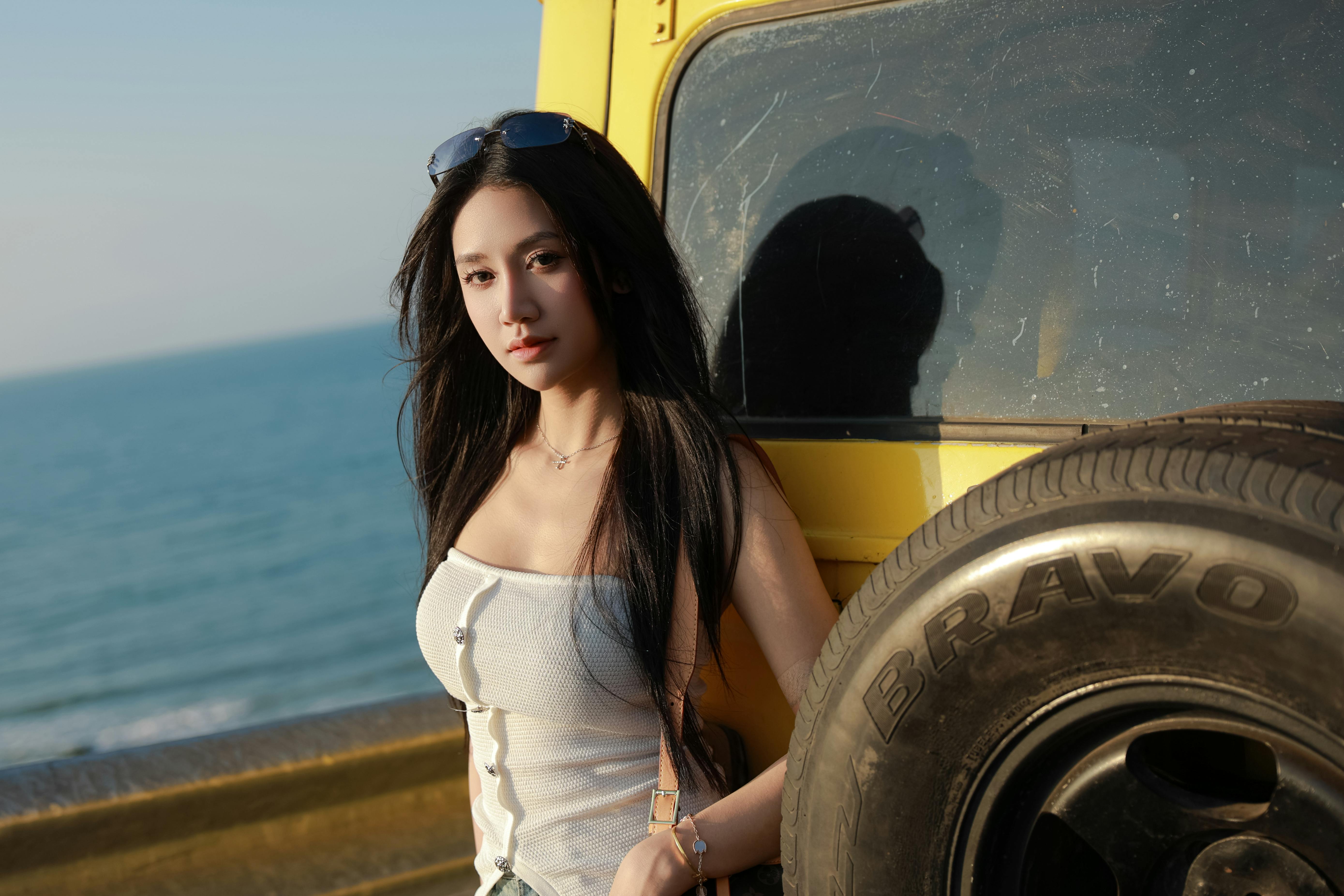 Yolobit Girl Photos, Download The BEST Free Yolobit Girl Stock Photos ...