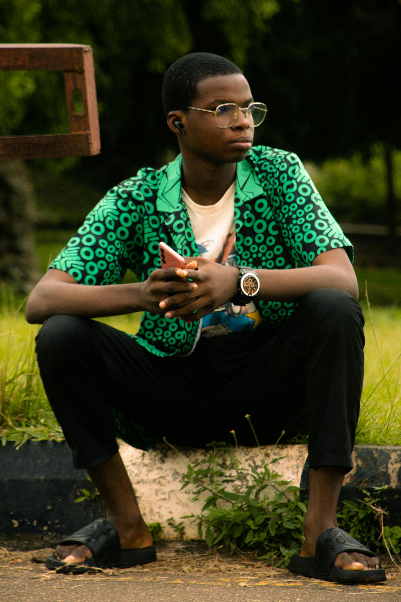 Earbuds Photos, Download The BEST Free Earbuds Stock Photos & HD Images