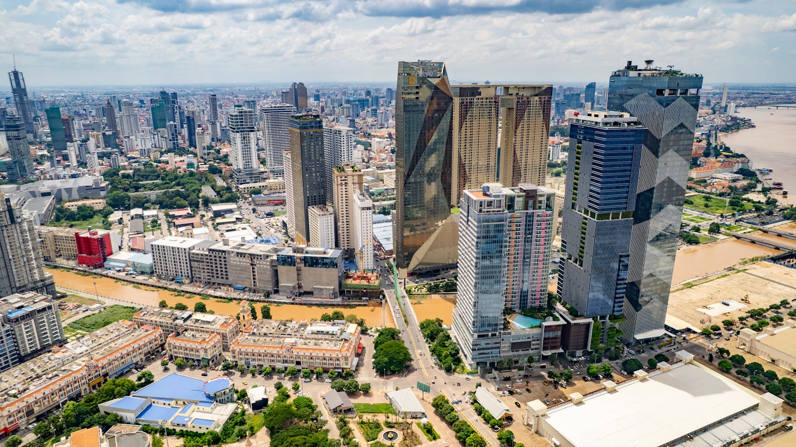 Urbanization Photos, Download The BEST Free Urbanization Stock Photos ...