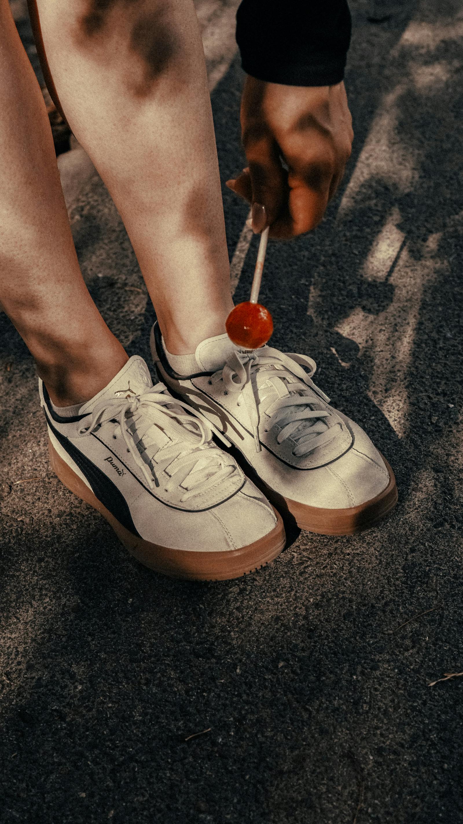 Legs+Kat+Timpf Photos, Download The BEST Free Legs+Kat+Timpf Stock ...