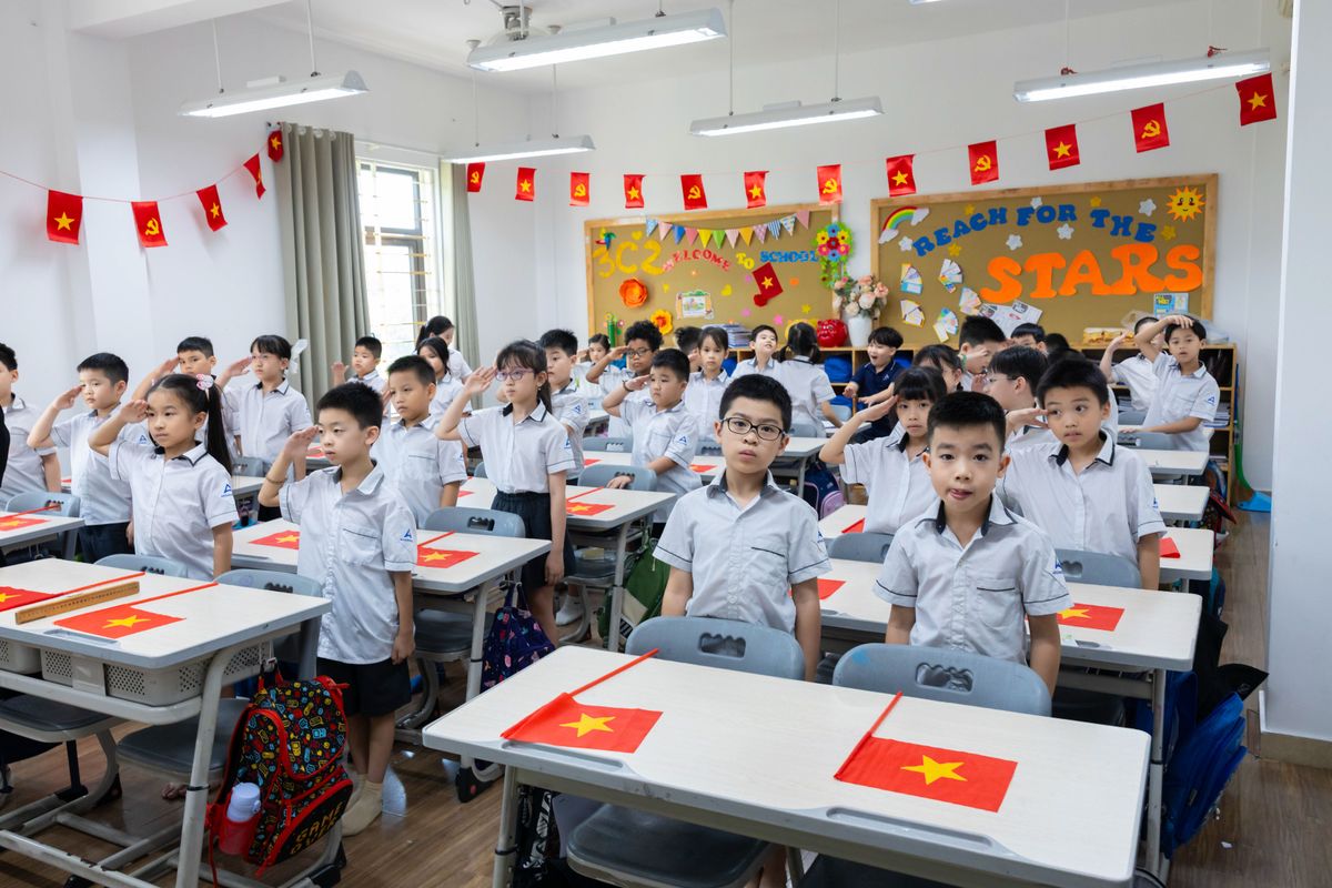 Classroom With Students Photos, Download The BEST Free Classroom With ...