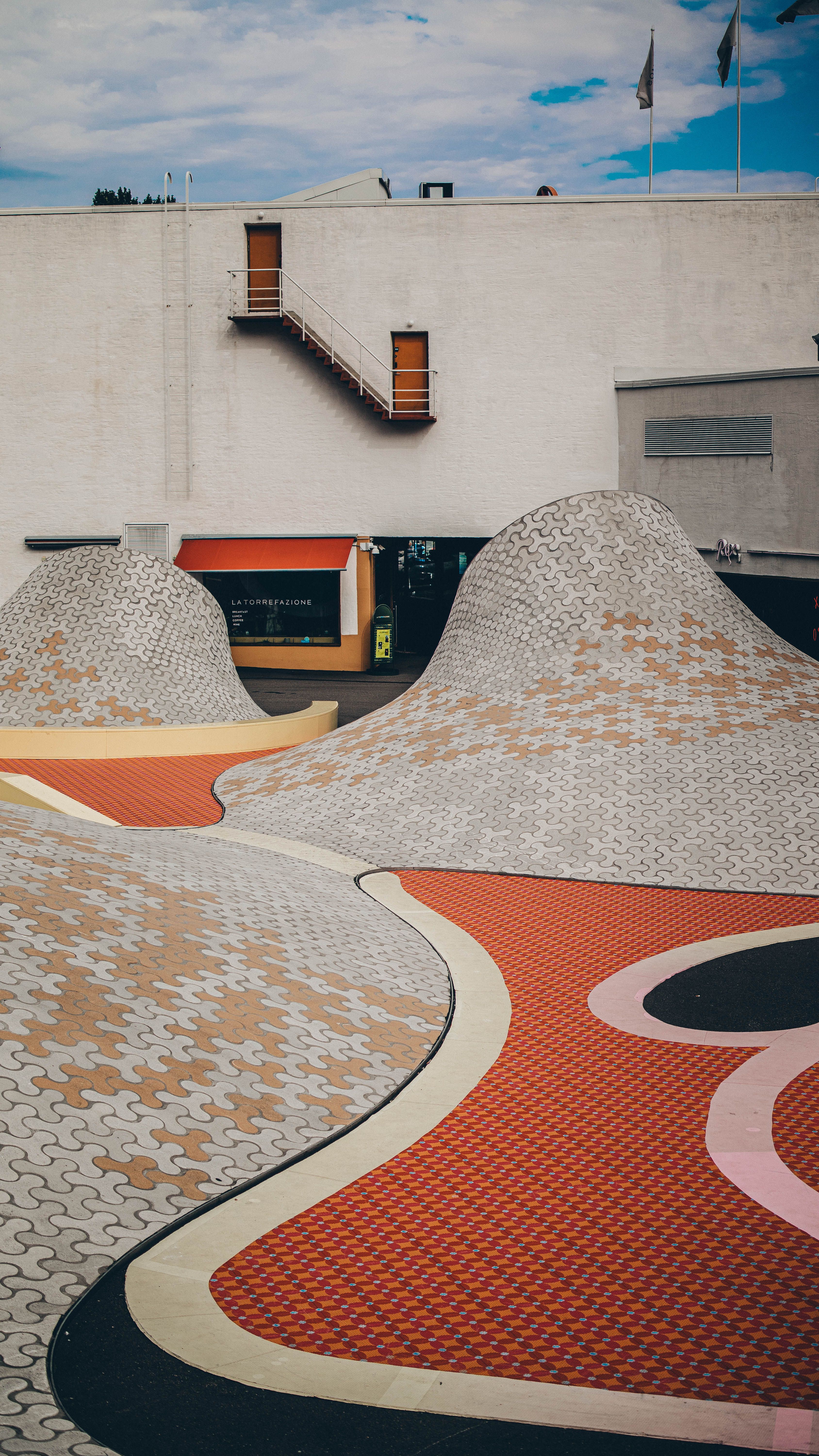Unique Urban Design with Colorful Patterns · Free Stock Photo