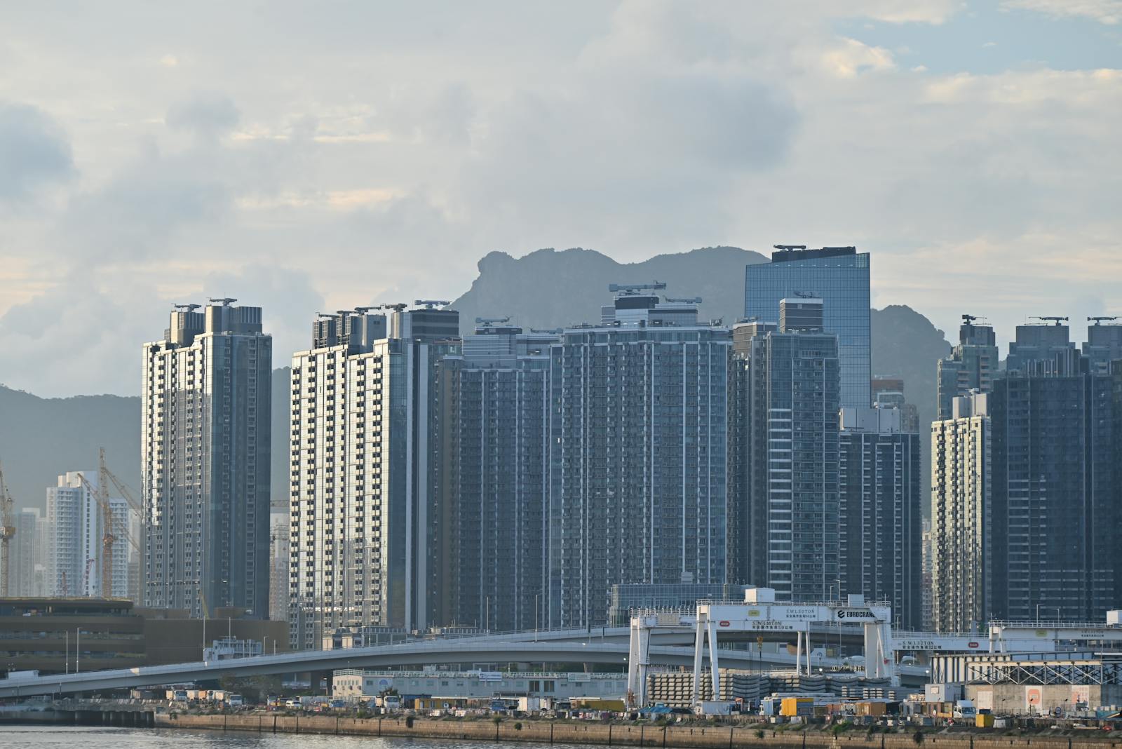 Urbanization Photos, Download The BEST Free Urbanization Stock Photos ...