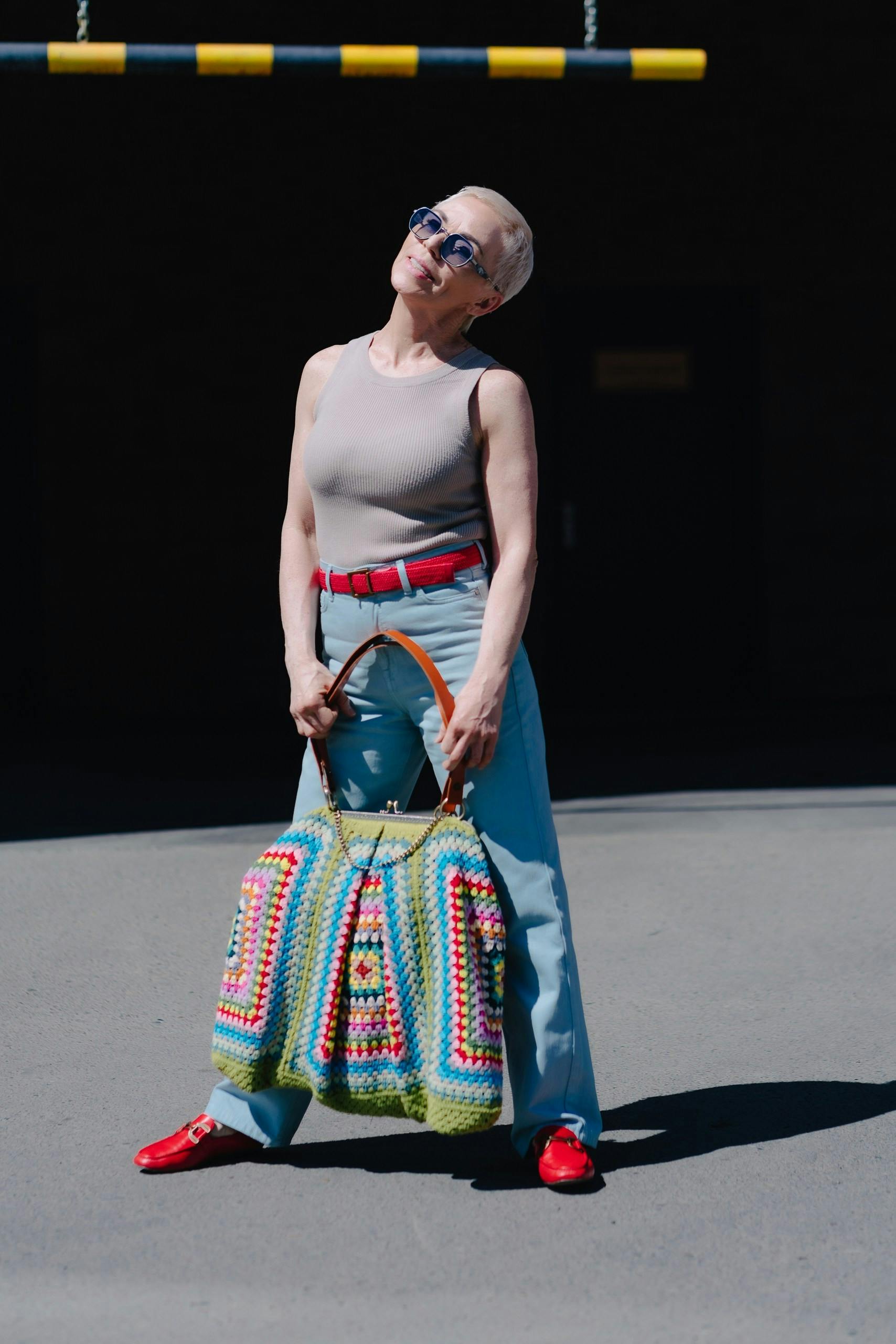 Shaking+Butt+With+No+Pants+Underwear Photos, Download The BEST Free ...