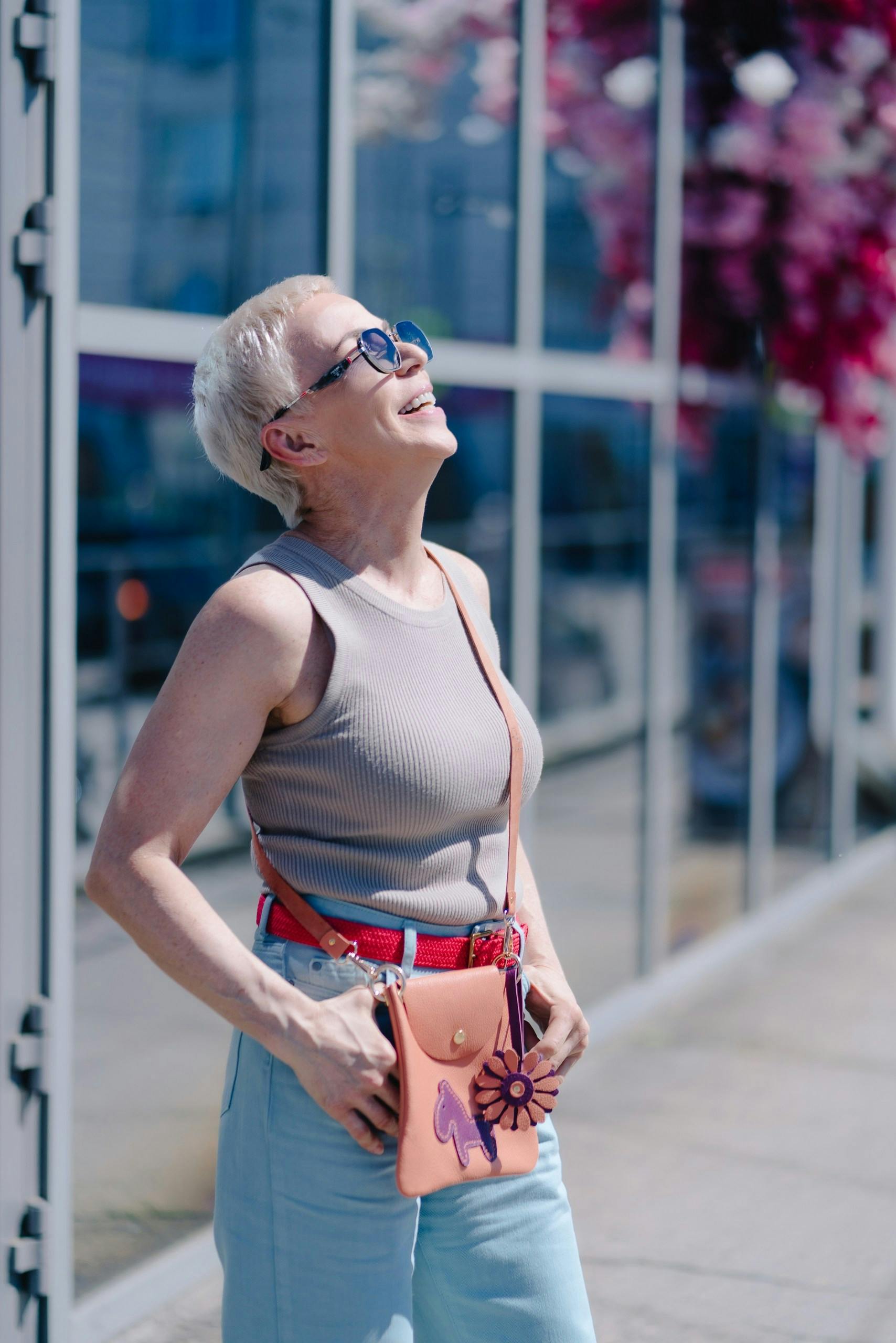 900 000+ Femmes+nues+micro-string+plage banque d’images et photos libres de droit ...