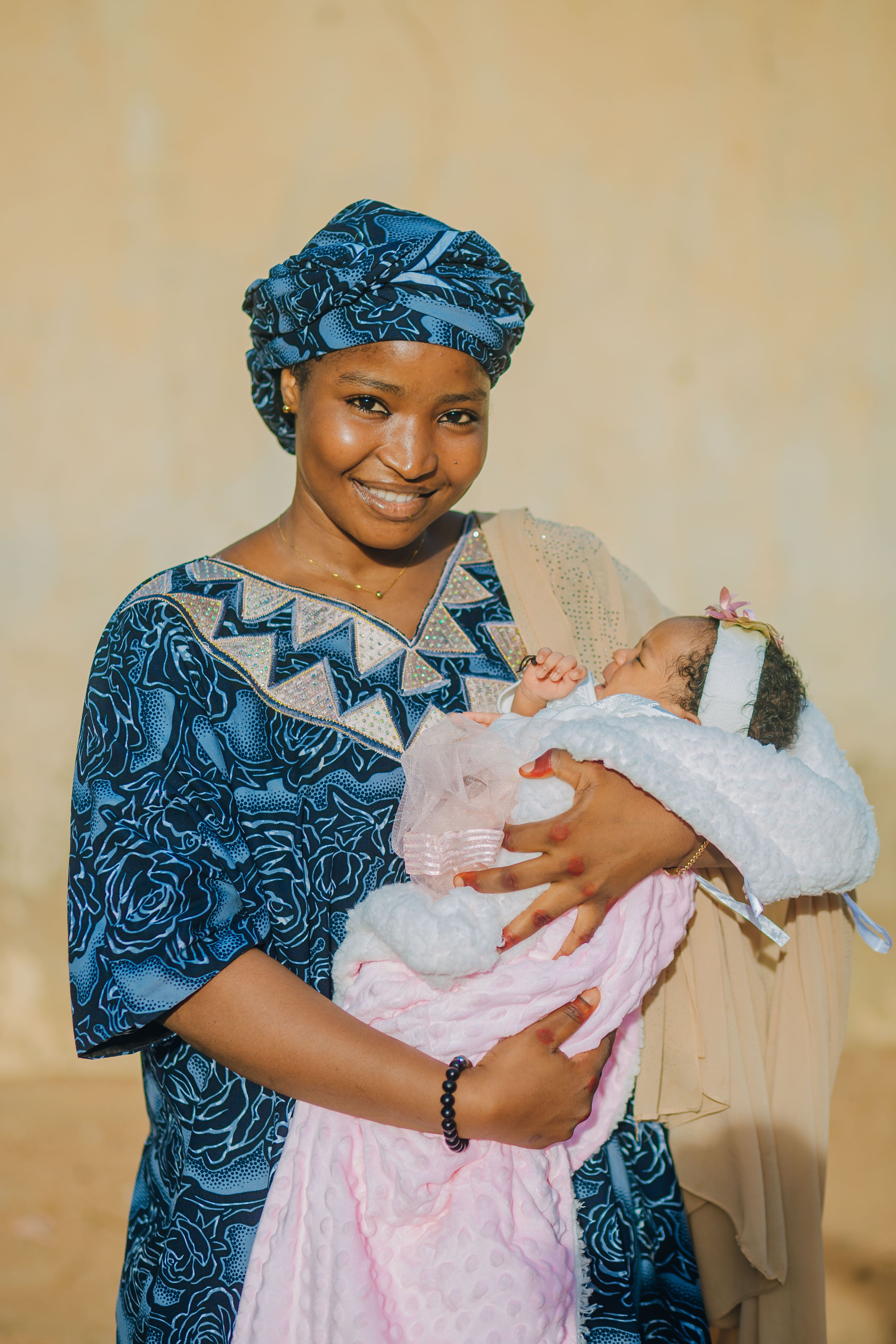 Newborn Moving Photos, Download The BEST Free Newborn Moving Stock ...