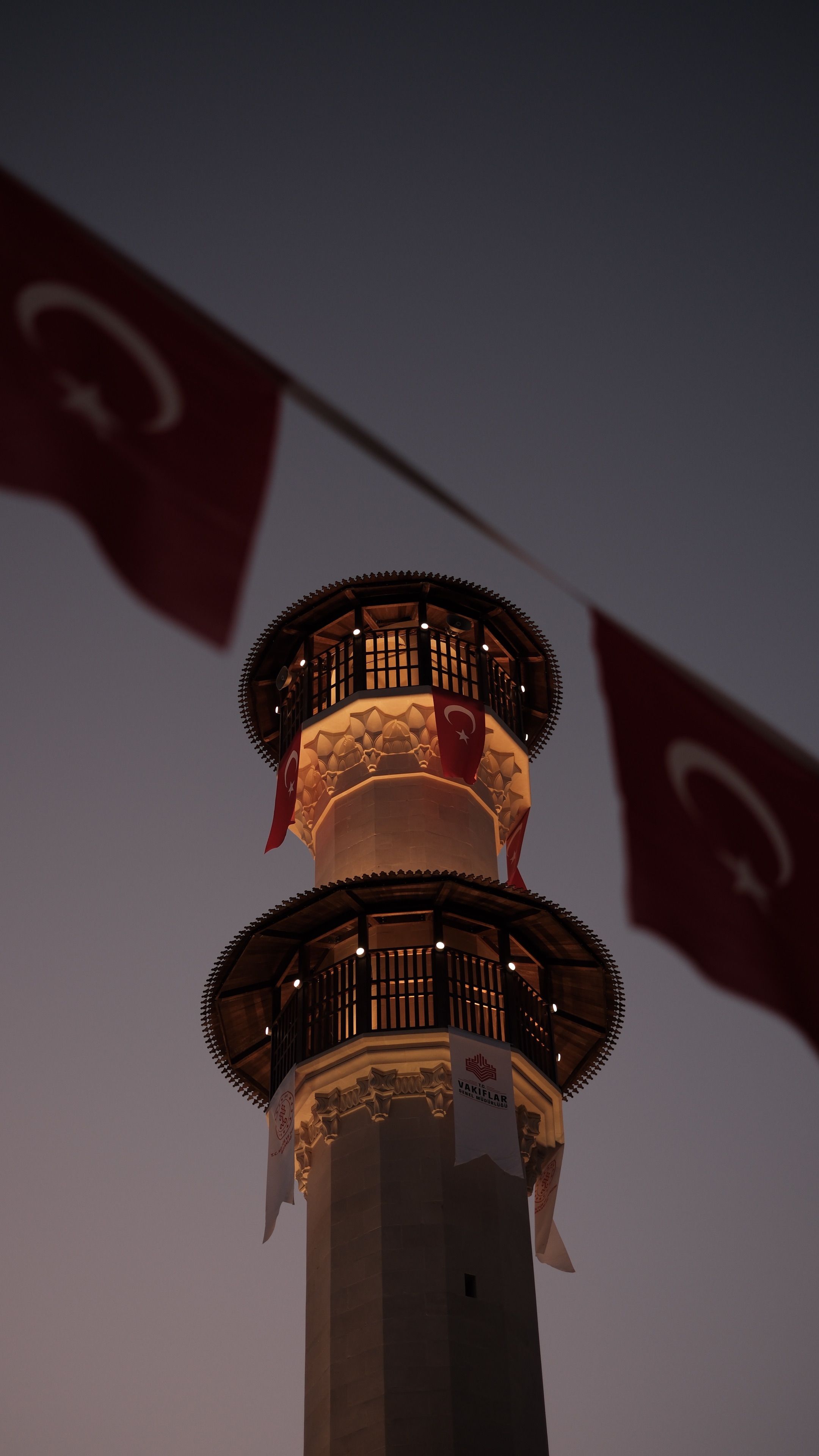 Dramatic Mosque Tower at Twilight in Gaziantep · Free Stock Photo