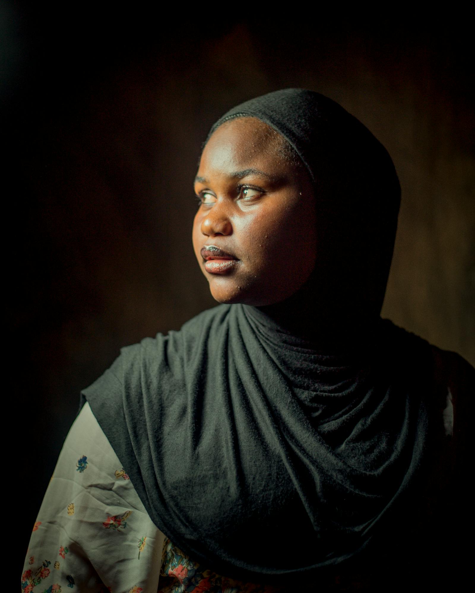 Muslim Bra Photos, Download The BEST Free Muslim Bra Stock Photos & HD ...