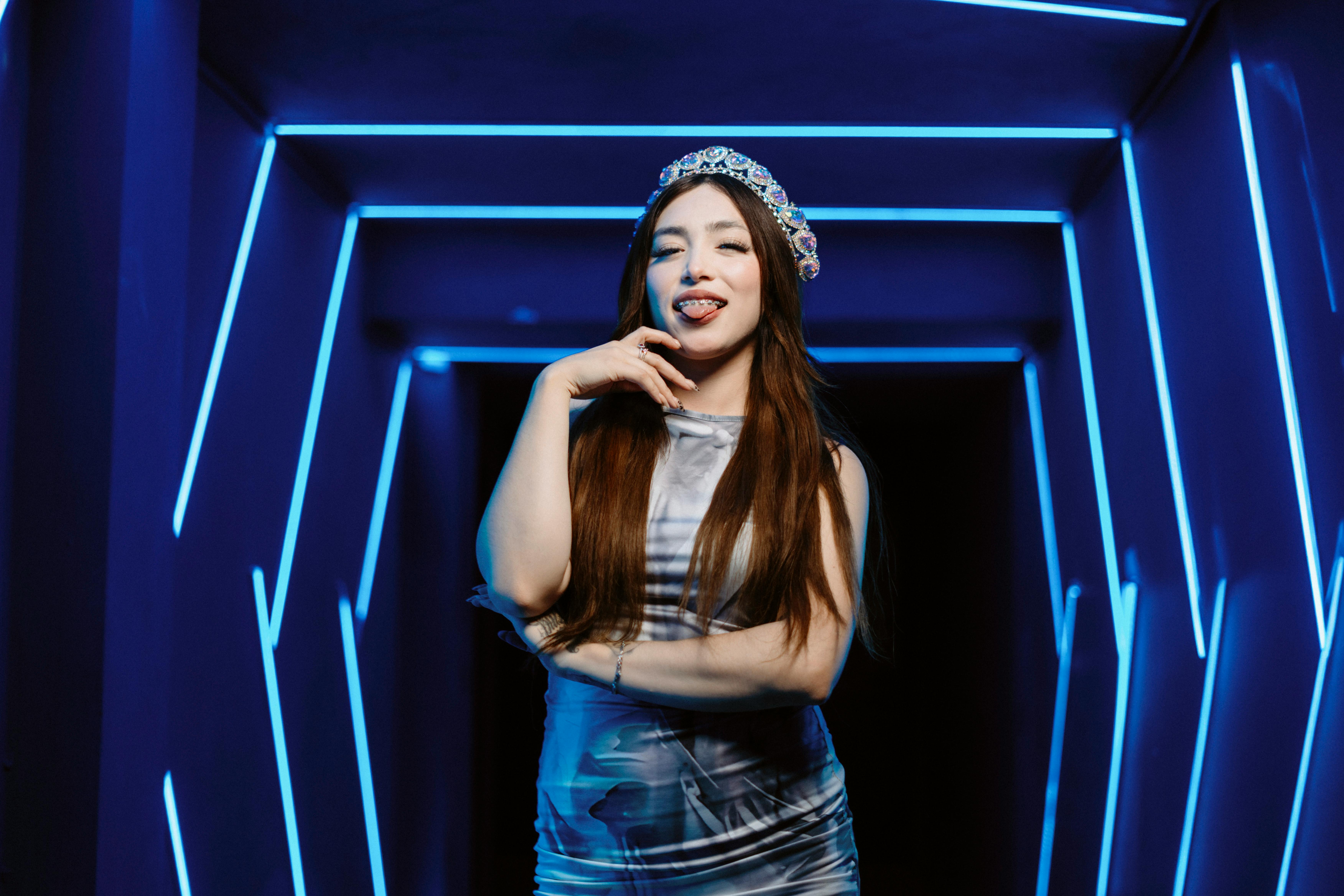 K Pop+Demon+Hunter+Feet Photos, Download The BEST Free K Pop+Demon ...