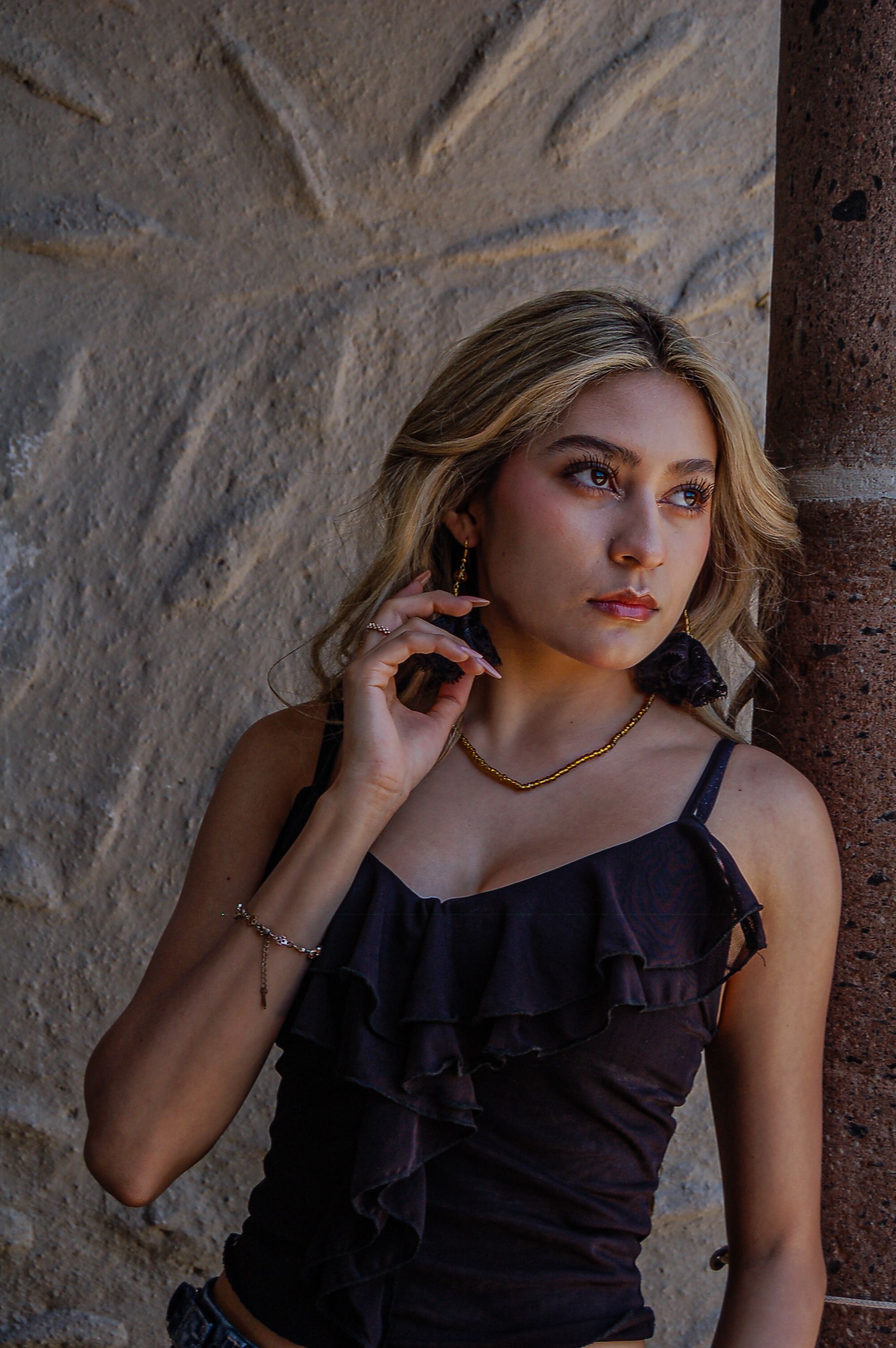 Candid Women Photos, Download The BEST Free Candid Women Stock Photos ...