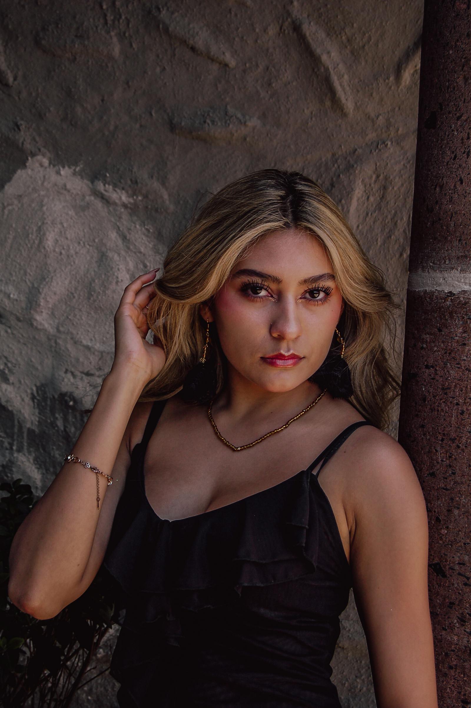 Damp+Lips Photos, Download The BEST Free Damp+Lips Stock Photos & HD Images