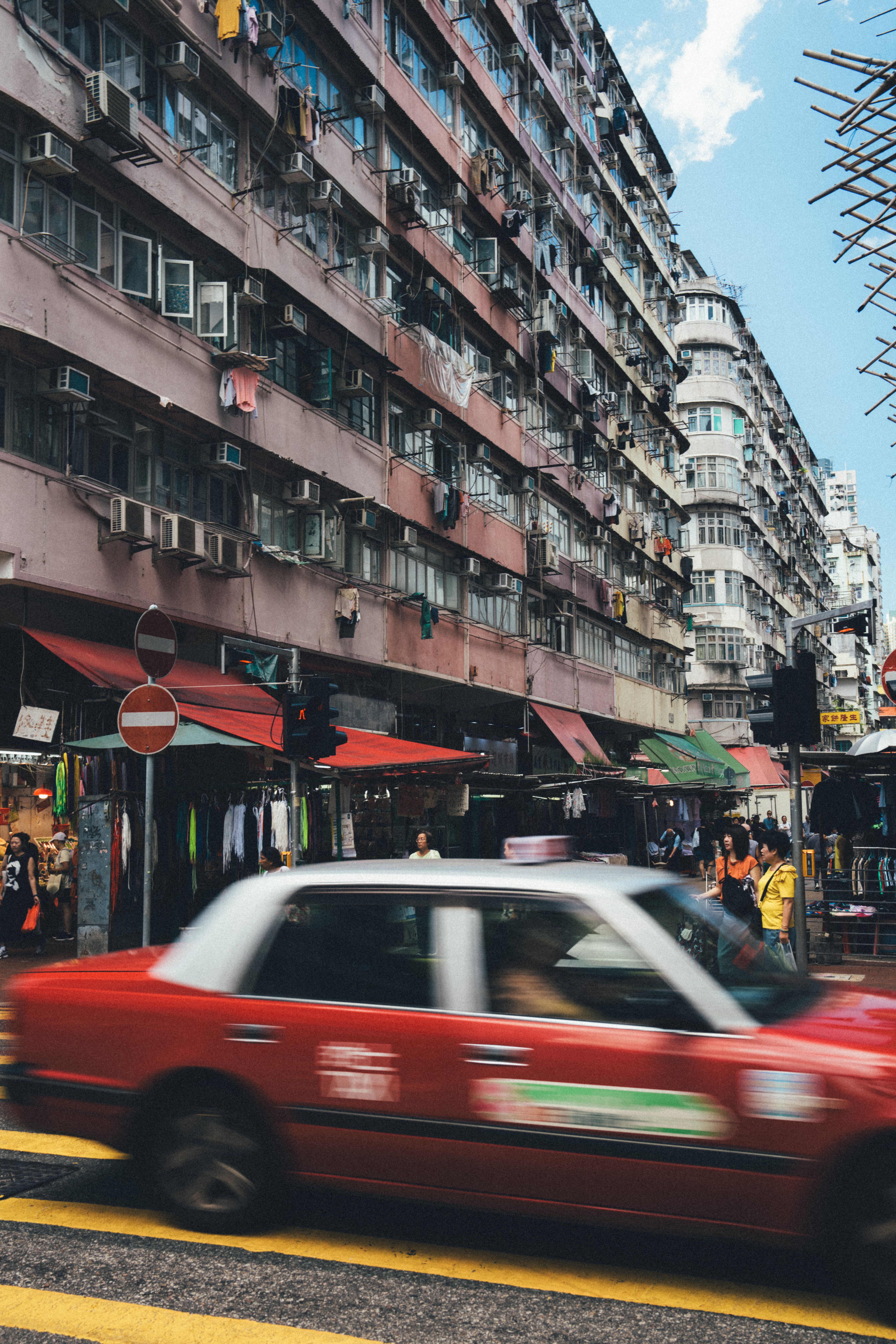 Busy Road Photos, Download The BEST Free Busy Road Stock Photos & HD Images