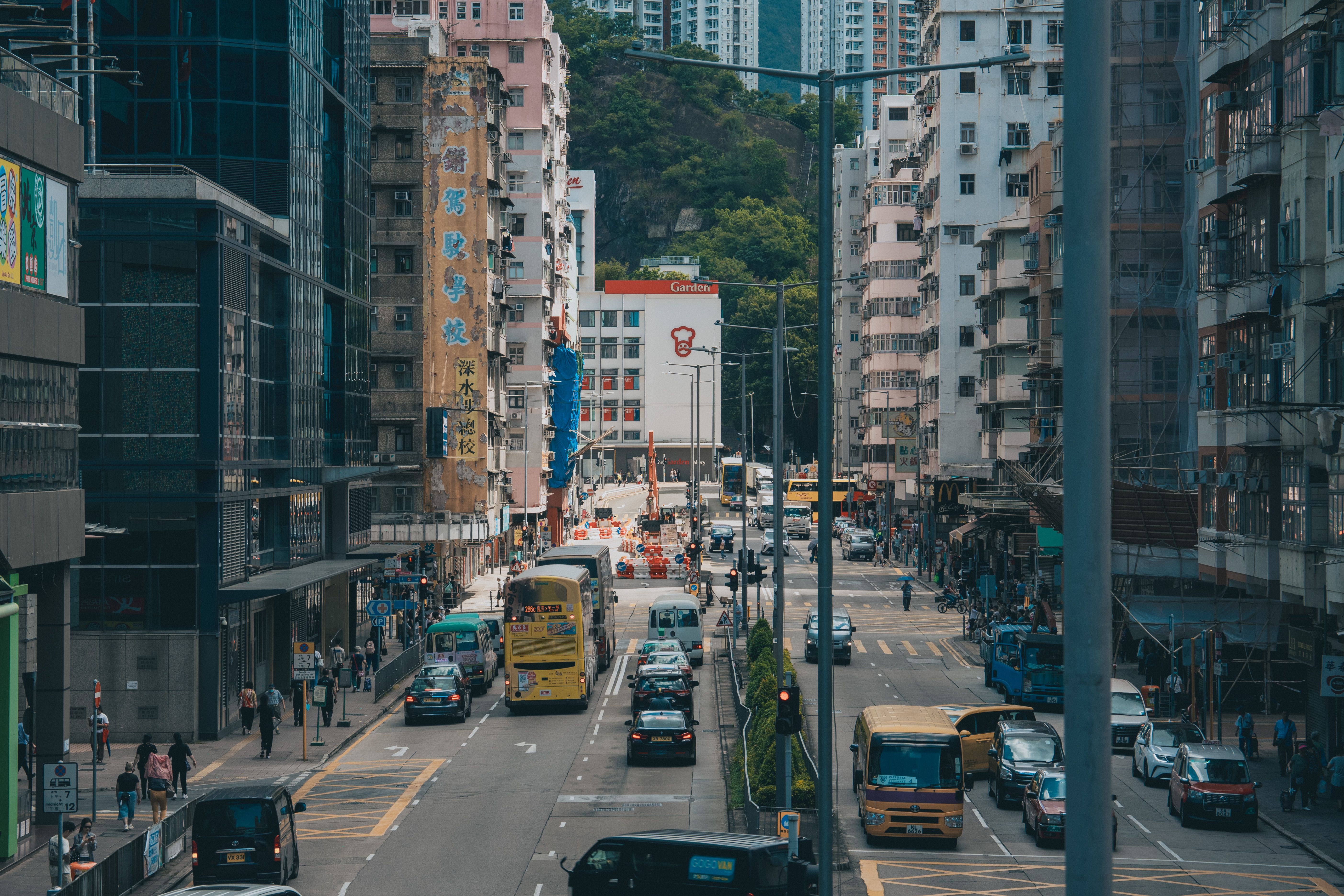 Busy Road Photos, Download The BEST Free Busy Road Stock Photos & HD Images