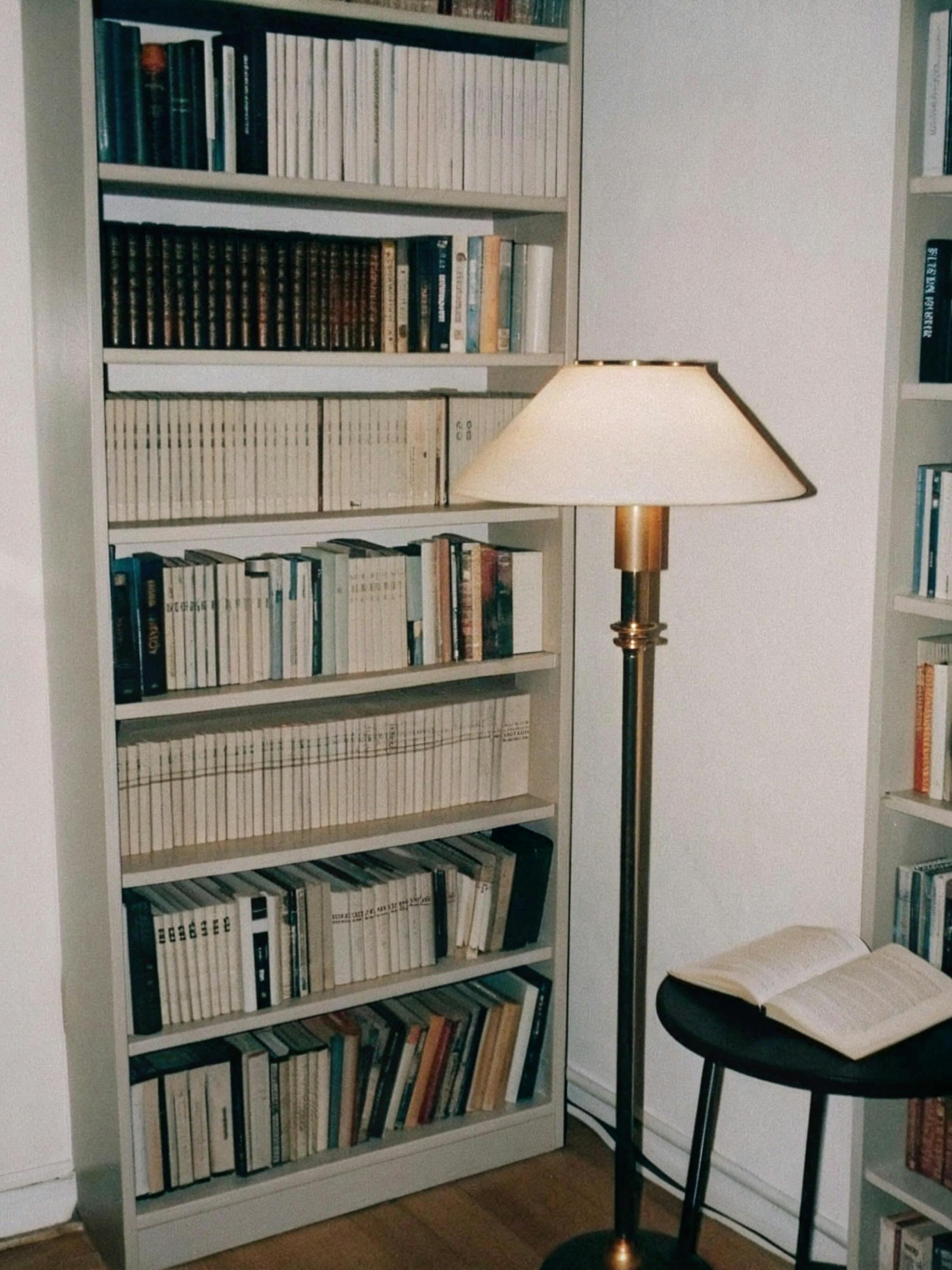 Mia+Khalifa+In+Library+Hd Photos, Download The BEST Free Mia+Khalifa+In ...