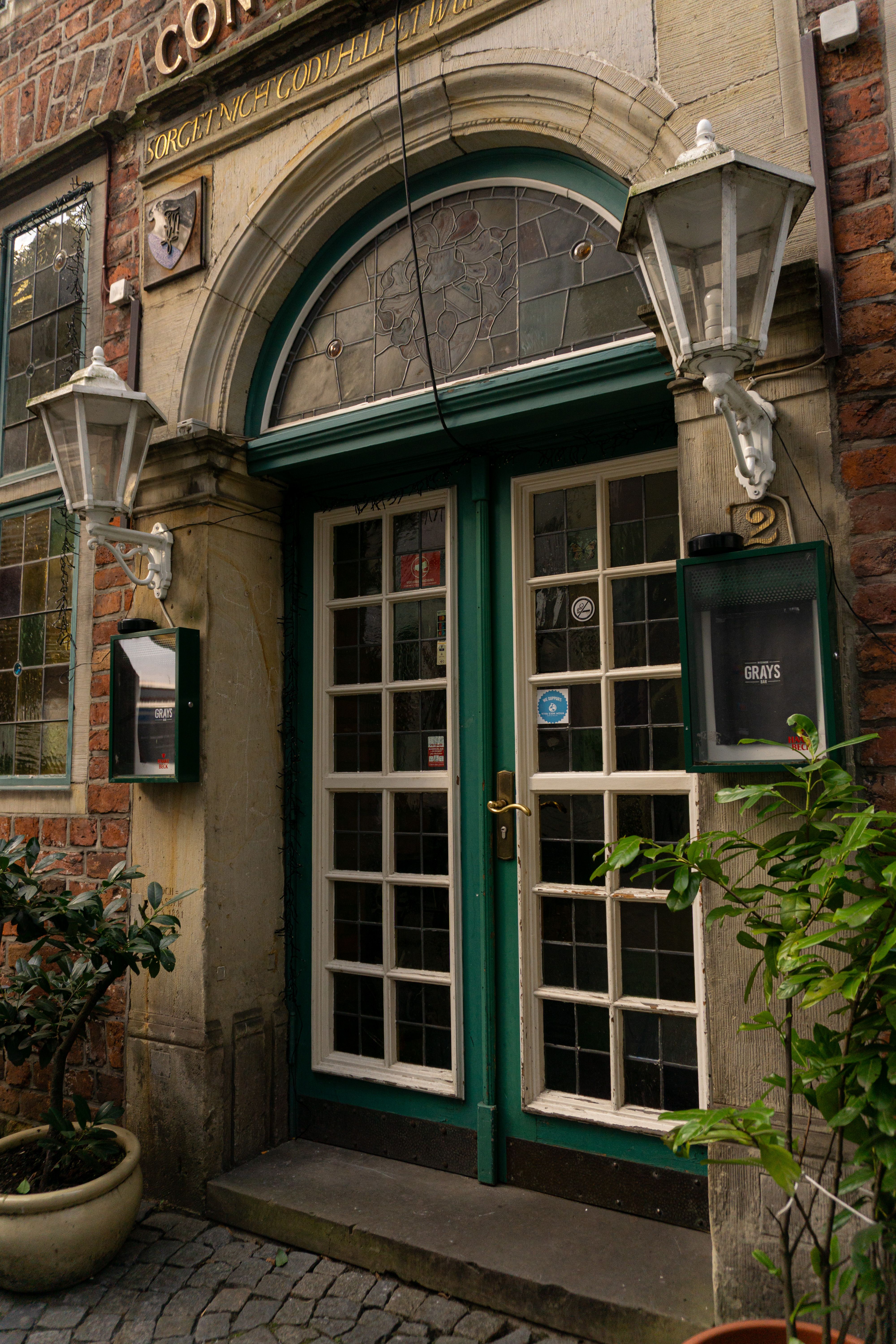 Historic Arched Entryway in Bremen, Germany · Free Stock Photo