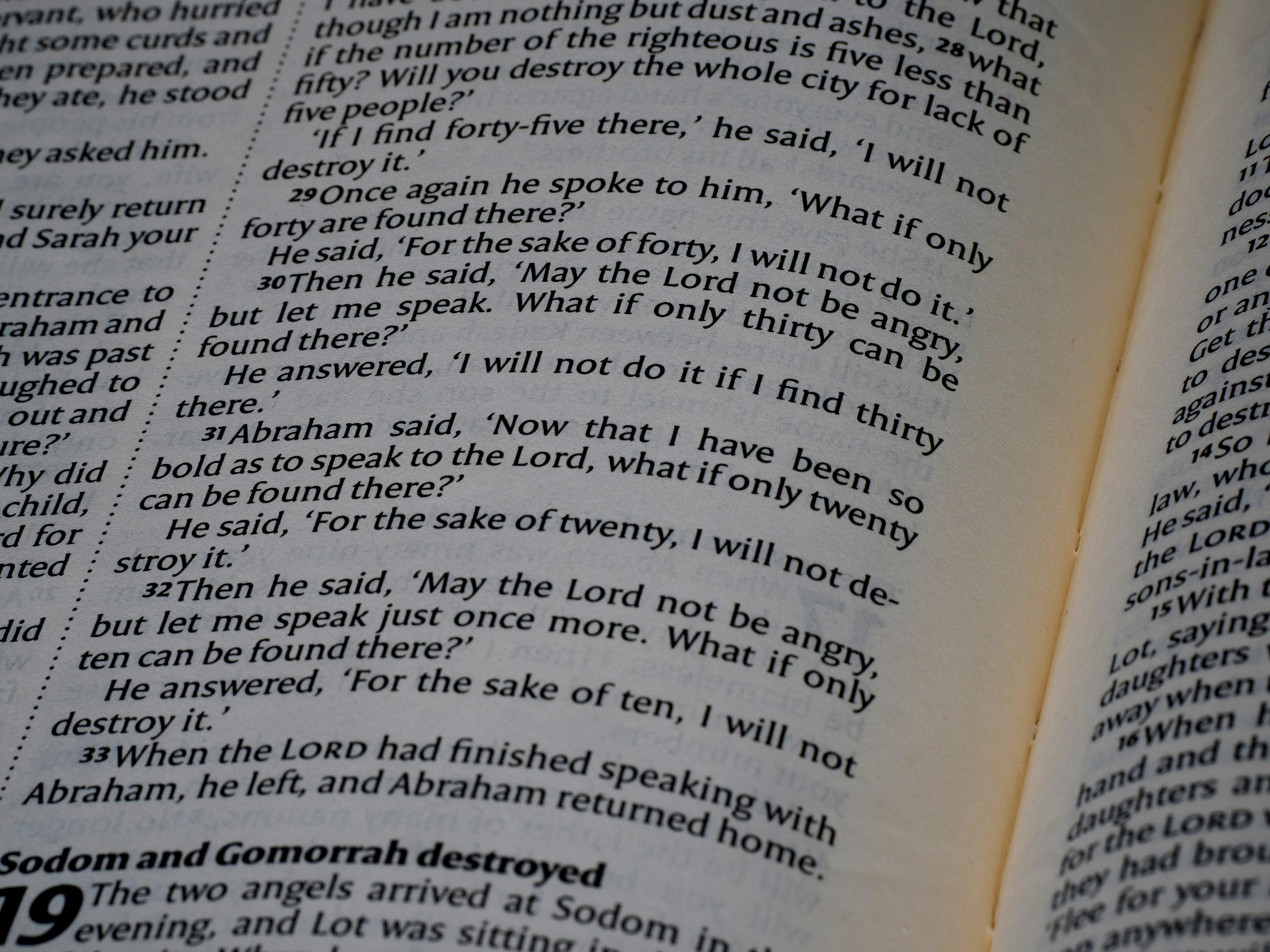 Holy Bible Photos, Download The BEST Free Holy Bible Stock Photos & HD ...