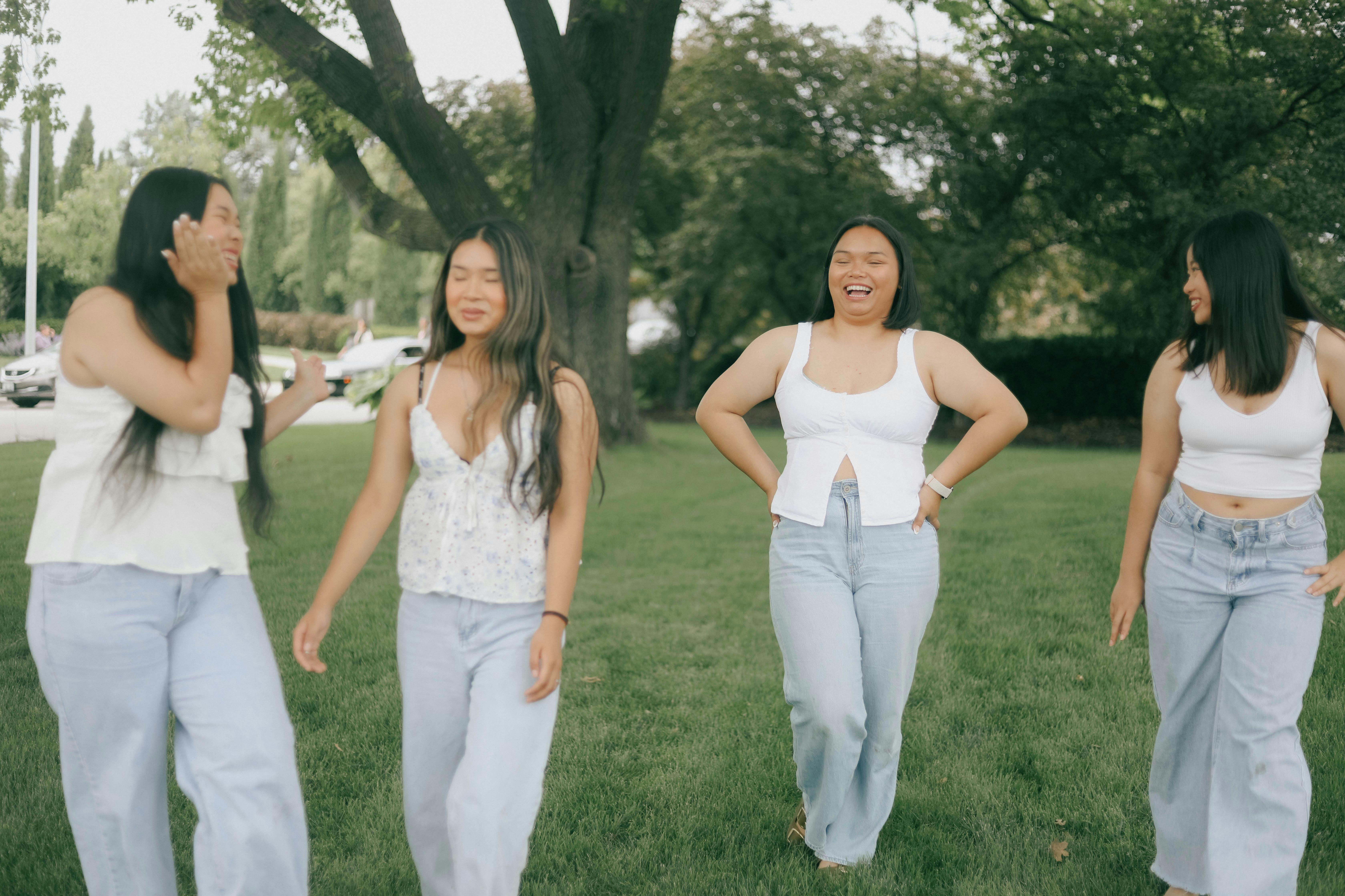 900 000+ Femmes+nues+micro-string+plage banque d’images et photos libres de droit ...