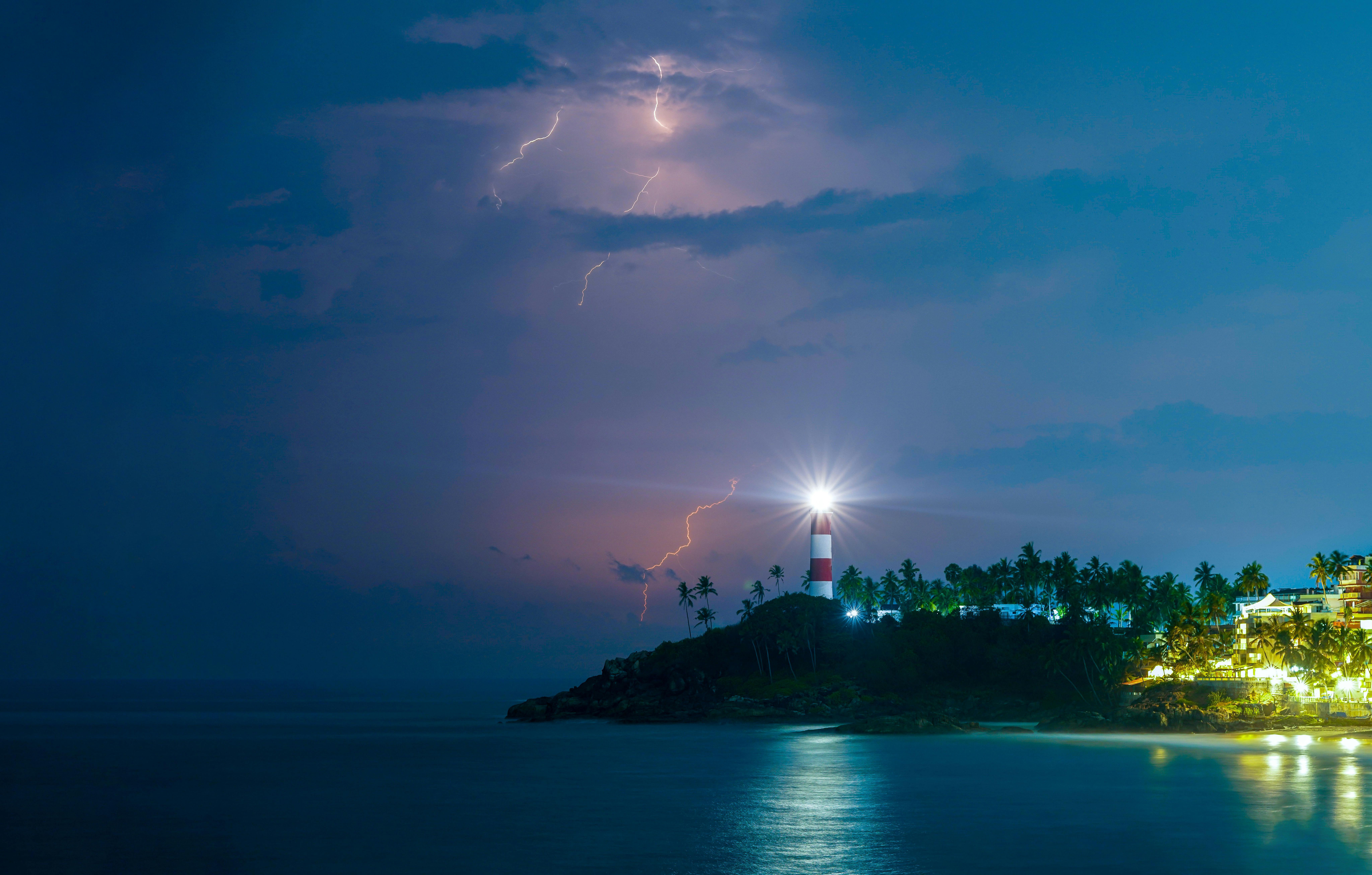 Lighthouse At Night Photos, Download The BEST Free Lighthouse At Night ...