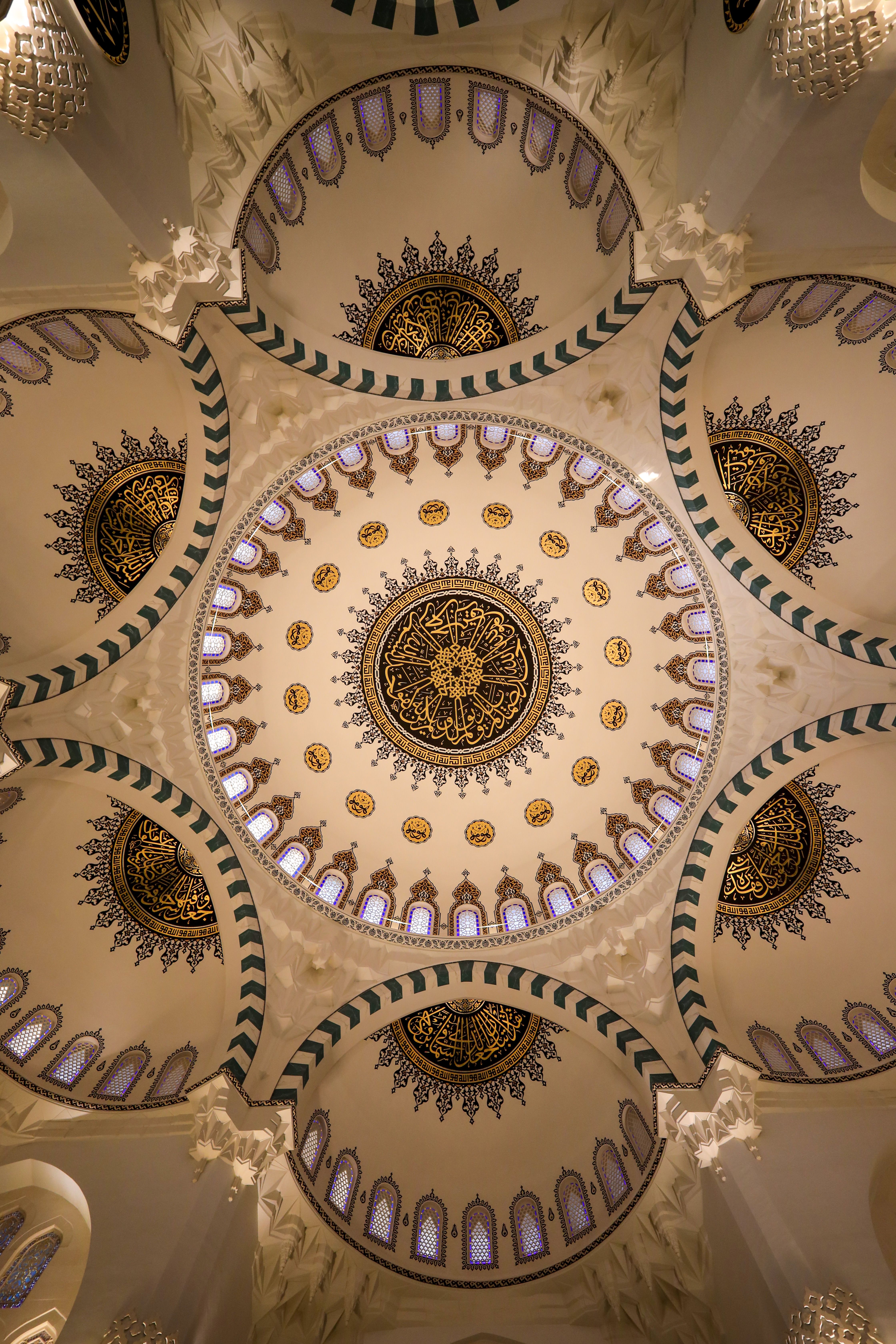 Elegant Dome Ceiling of Mosque in Ankara, Türkiye · Free Stock Photo