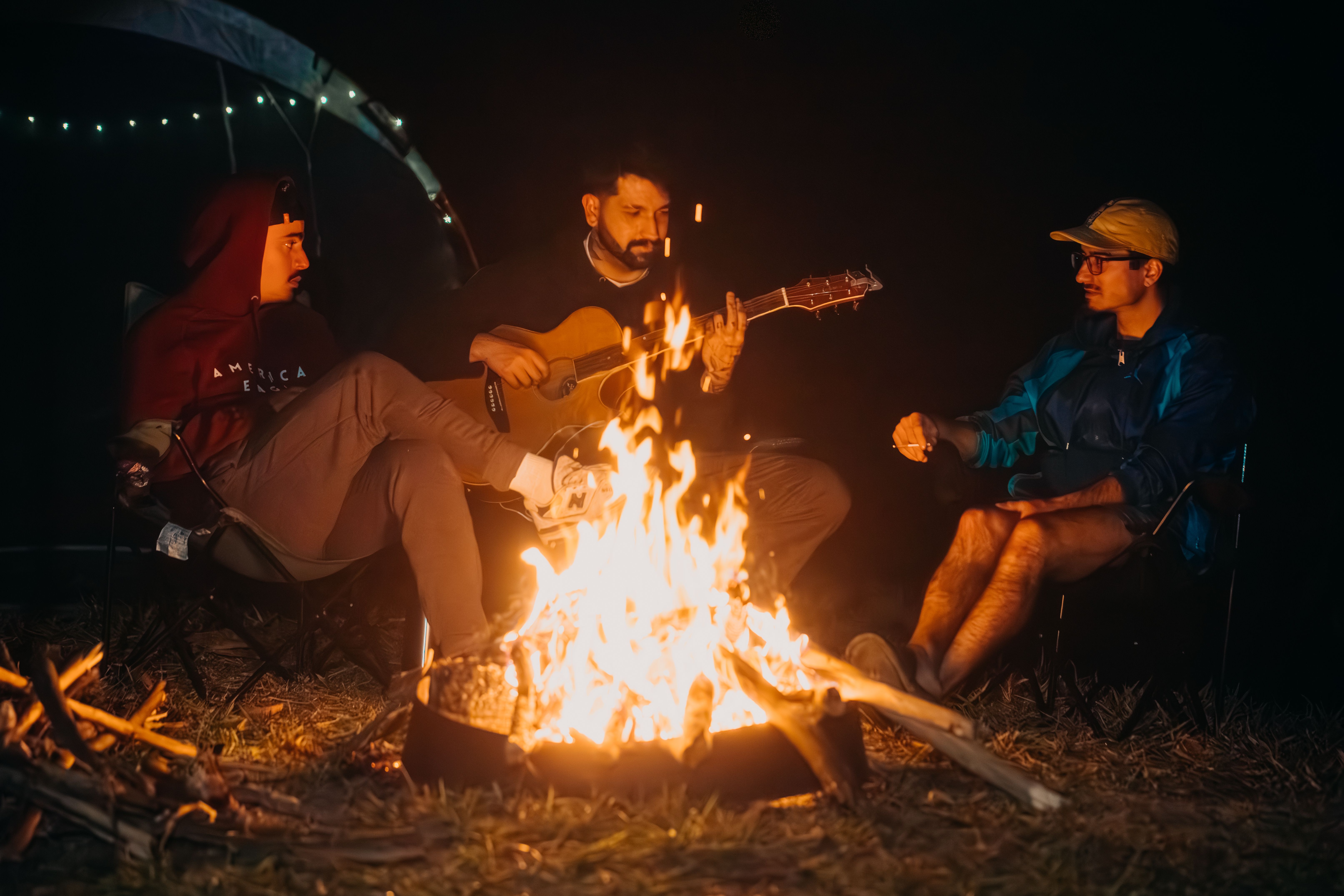 Friends Chill Photos, Download The BEST Free Friends Chill Stock Photos ...