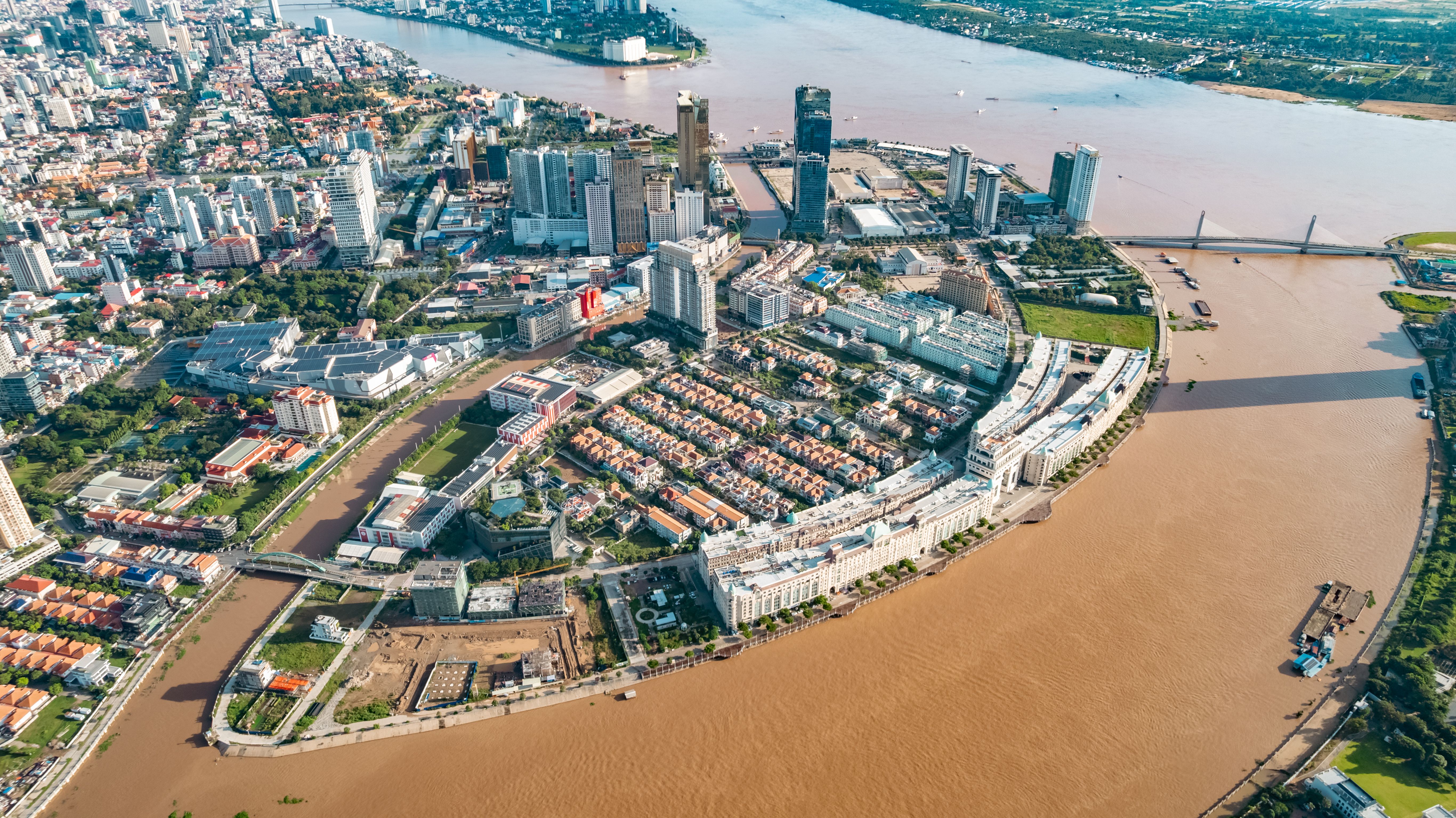 Aerial View of Phnom Penh Cityscape, Cambodia · Free Stock Photo
