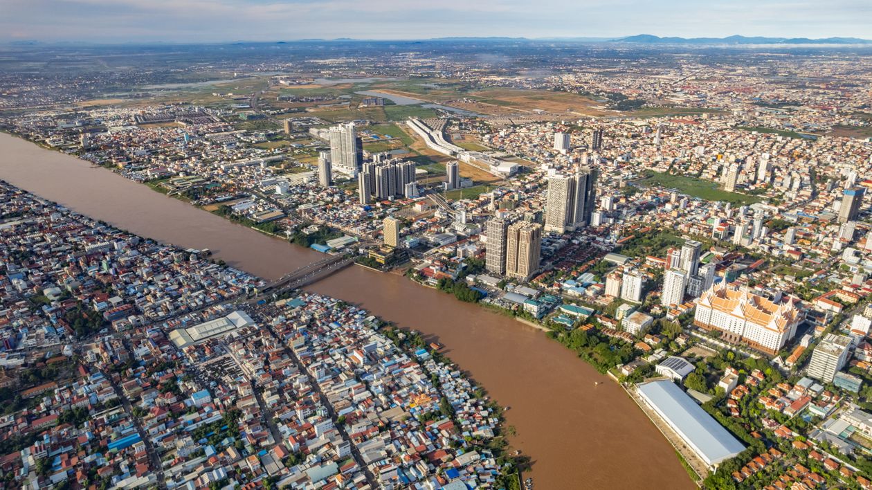 Aerial View of Phnom Penh Cityscape, Cambodia · Free Stock Photo