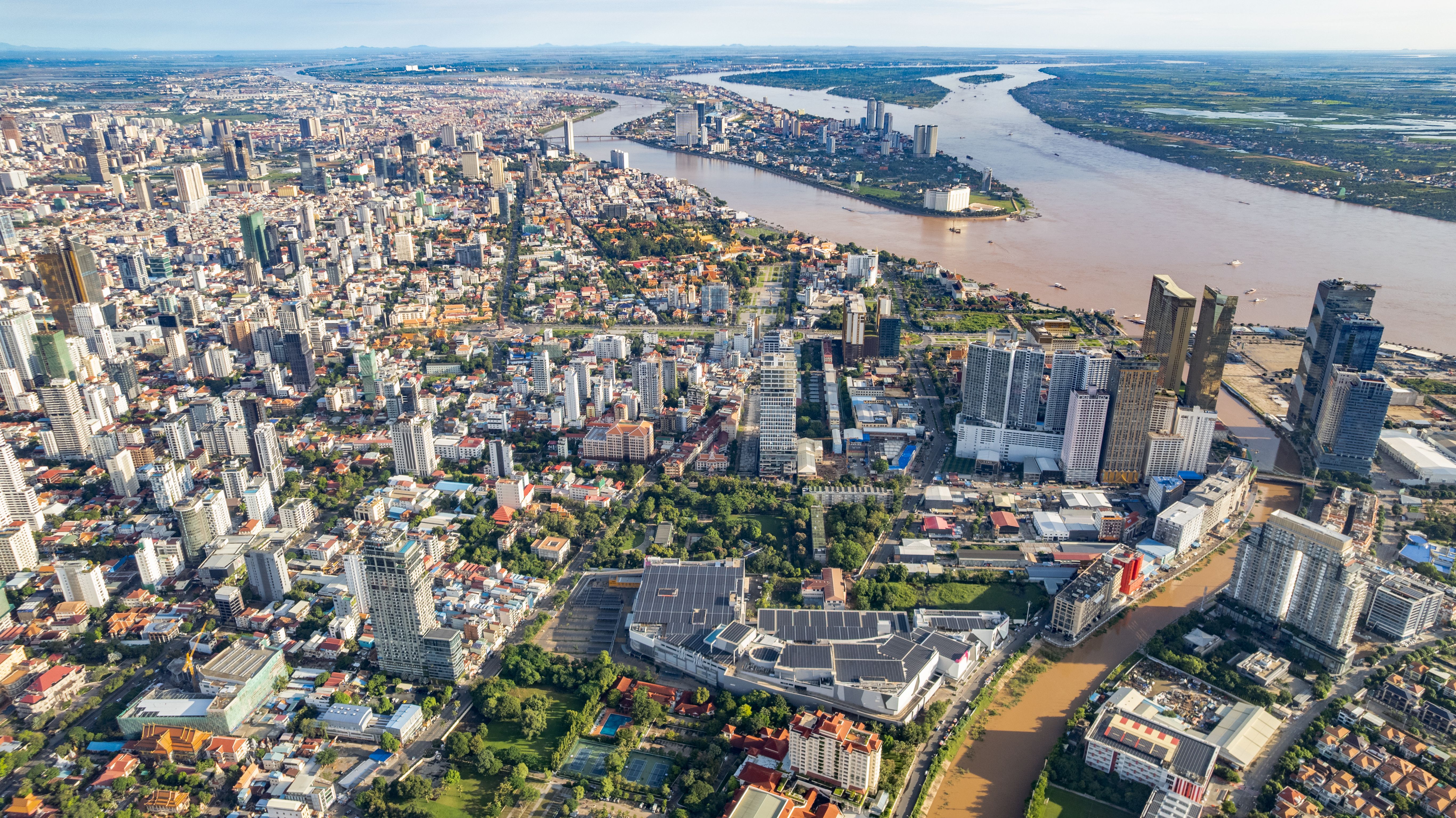 Aerial View of Phnom Penh Cityscape, Cambodia · Free Stock Photo