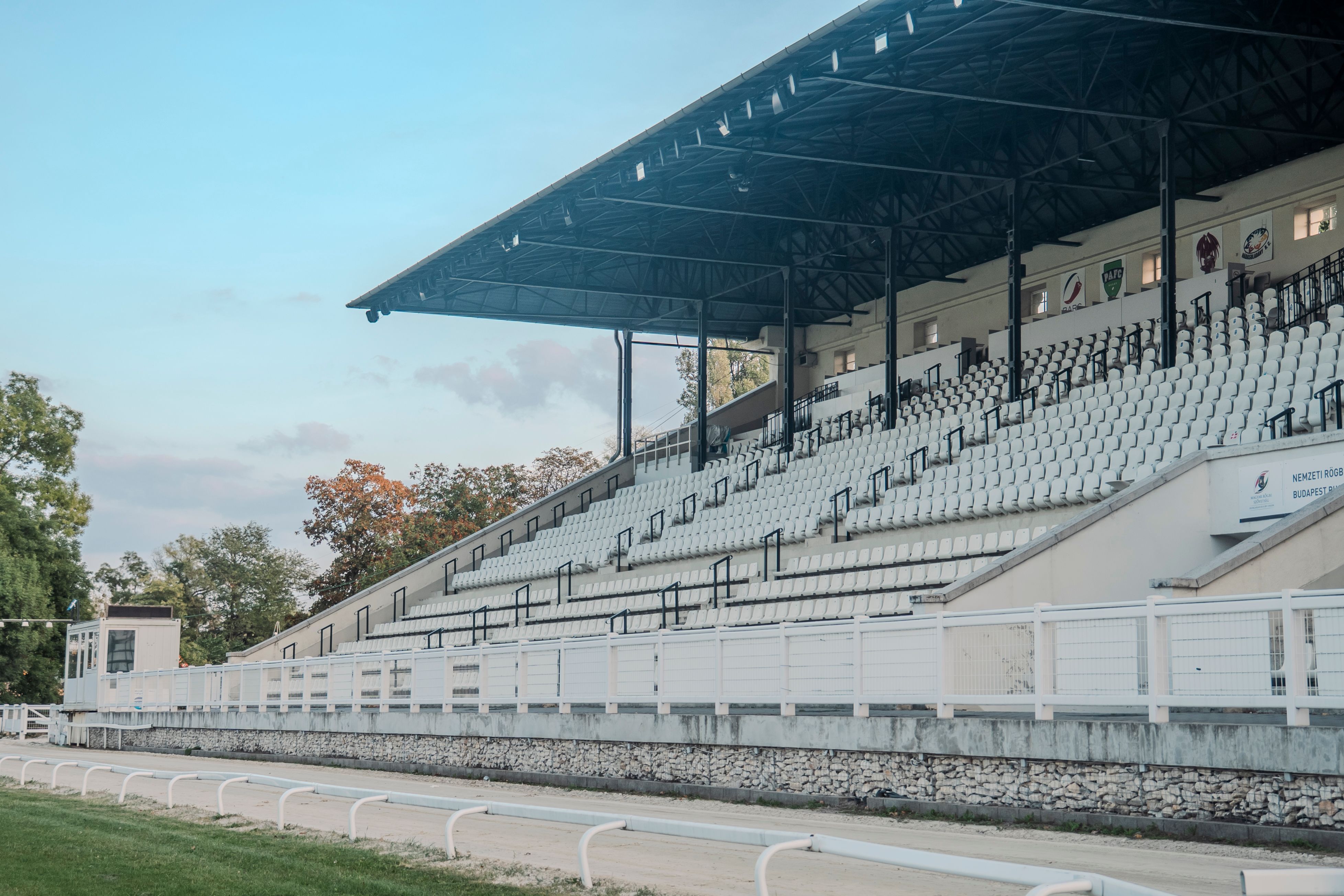 Empty Stadium Outdoor Photos, Download The BEST Free Empty Stadium ...