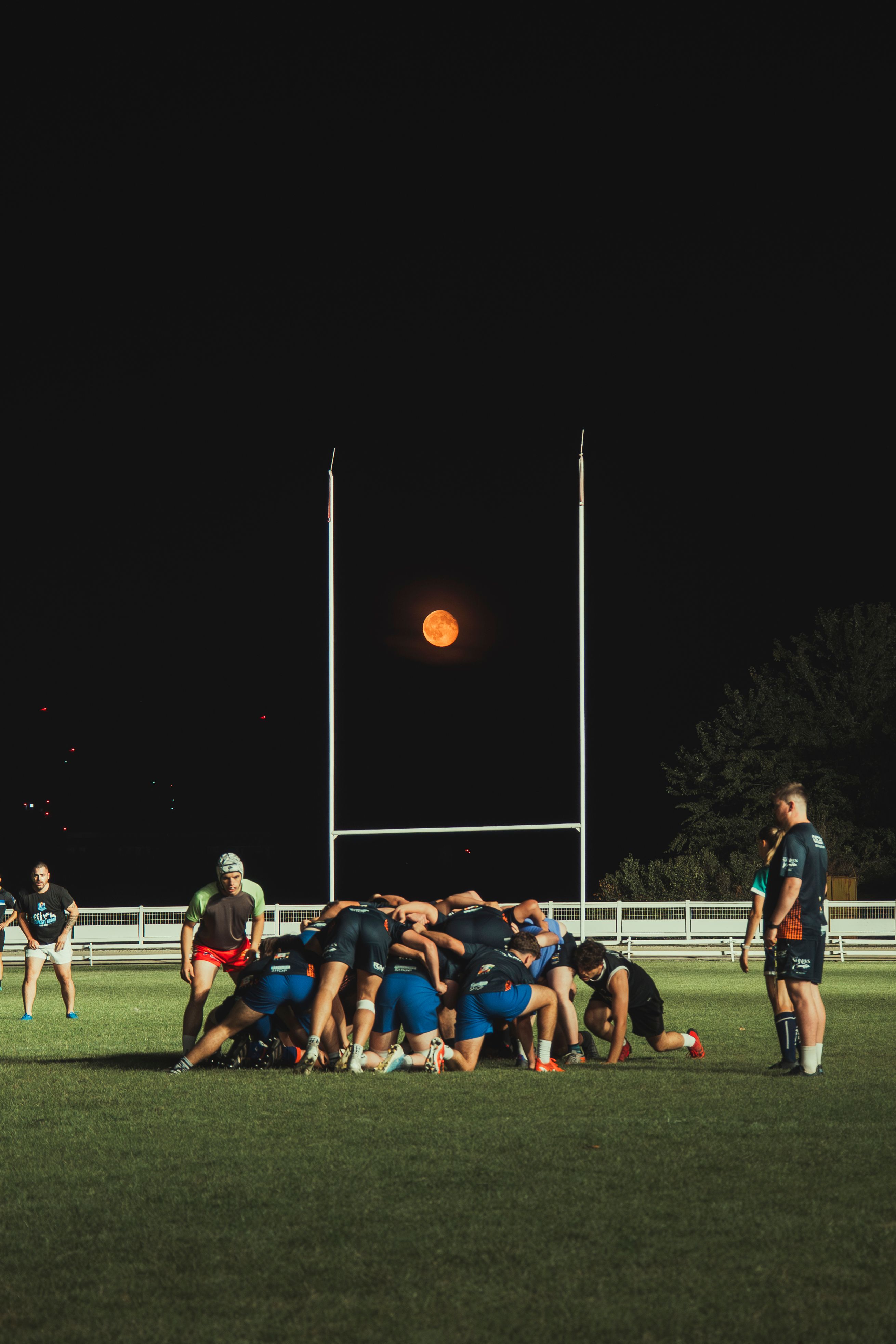 Team Huddle Photos, Download The BEST Free Team Huddle Stock Photos ...