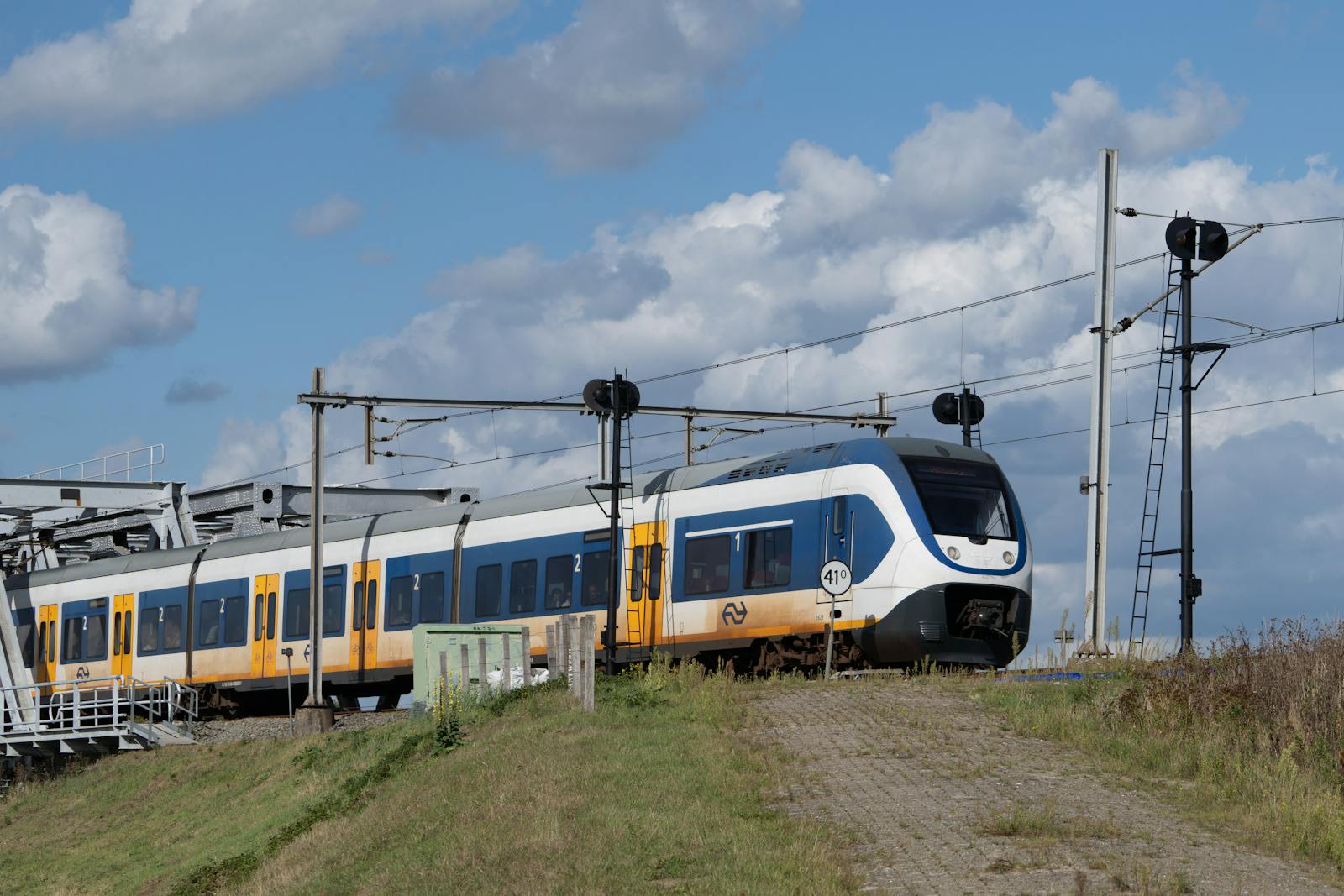 Train Side View Photos, Download The BEST Free Train Side View Stock ...