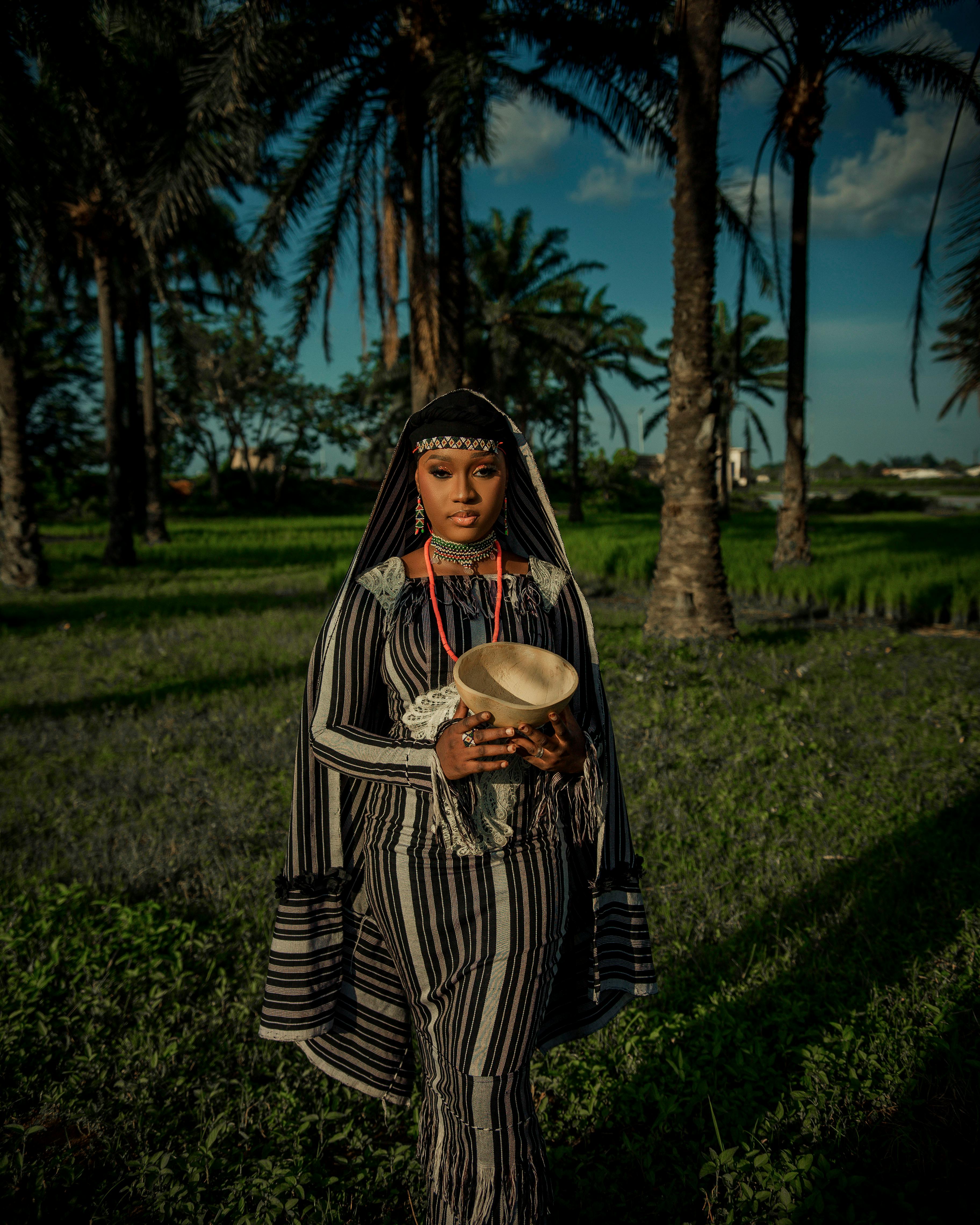 Nagi Ladki Yo Ka Photo Photos, Download The BEST Free Nagi Ladki Yo Ka ...