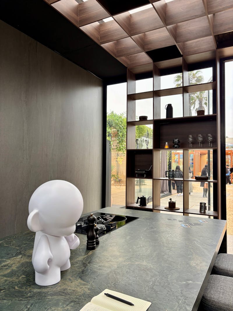 Modern Workplace Photos, Download The BEST Free Modern Workplace Stock ...