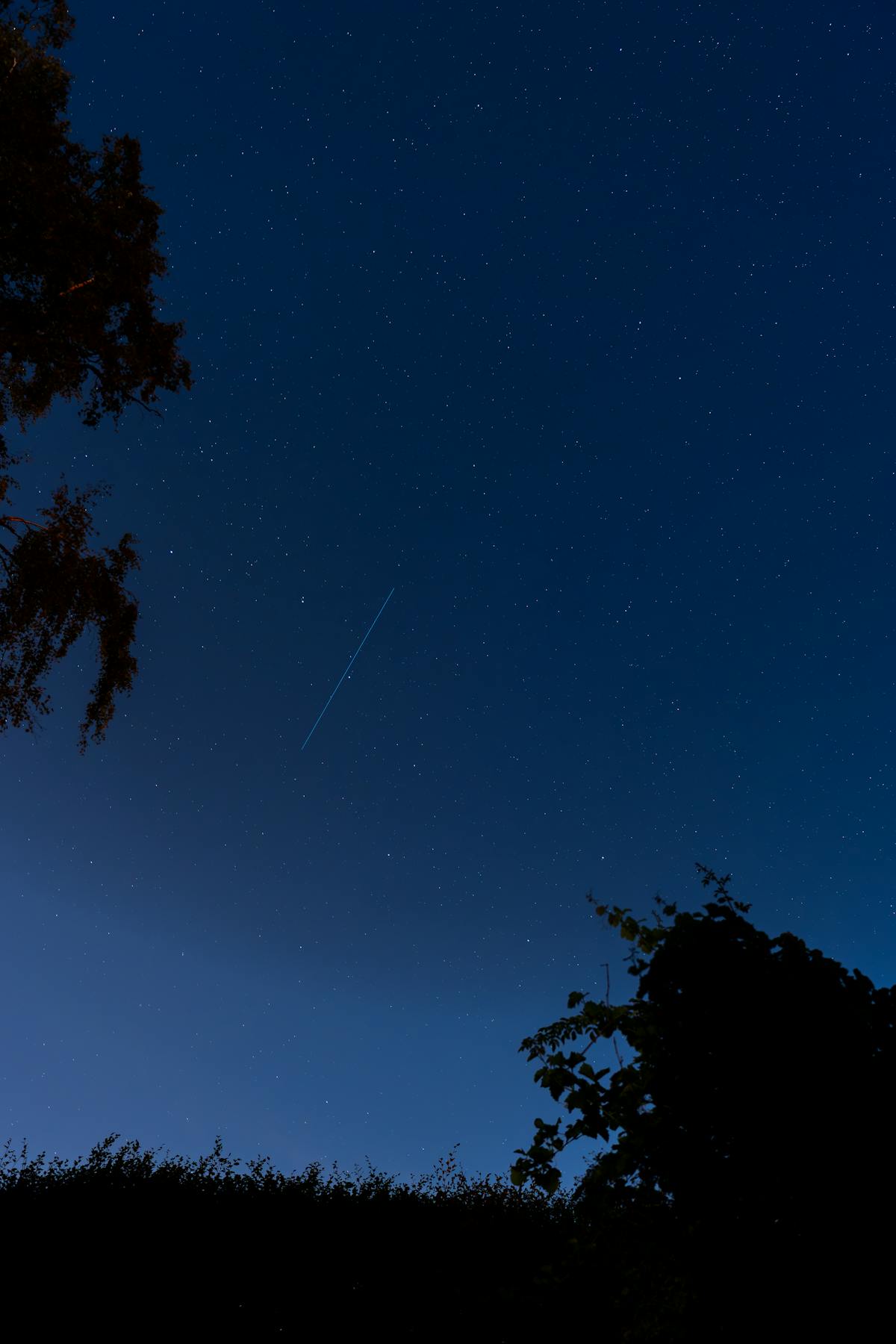 Shooting Star Photos, Download The BEST Free Shooting Star Stock Photos ...