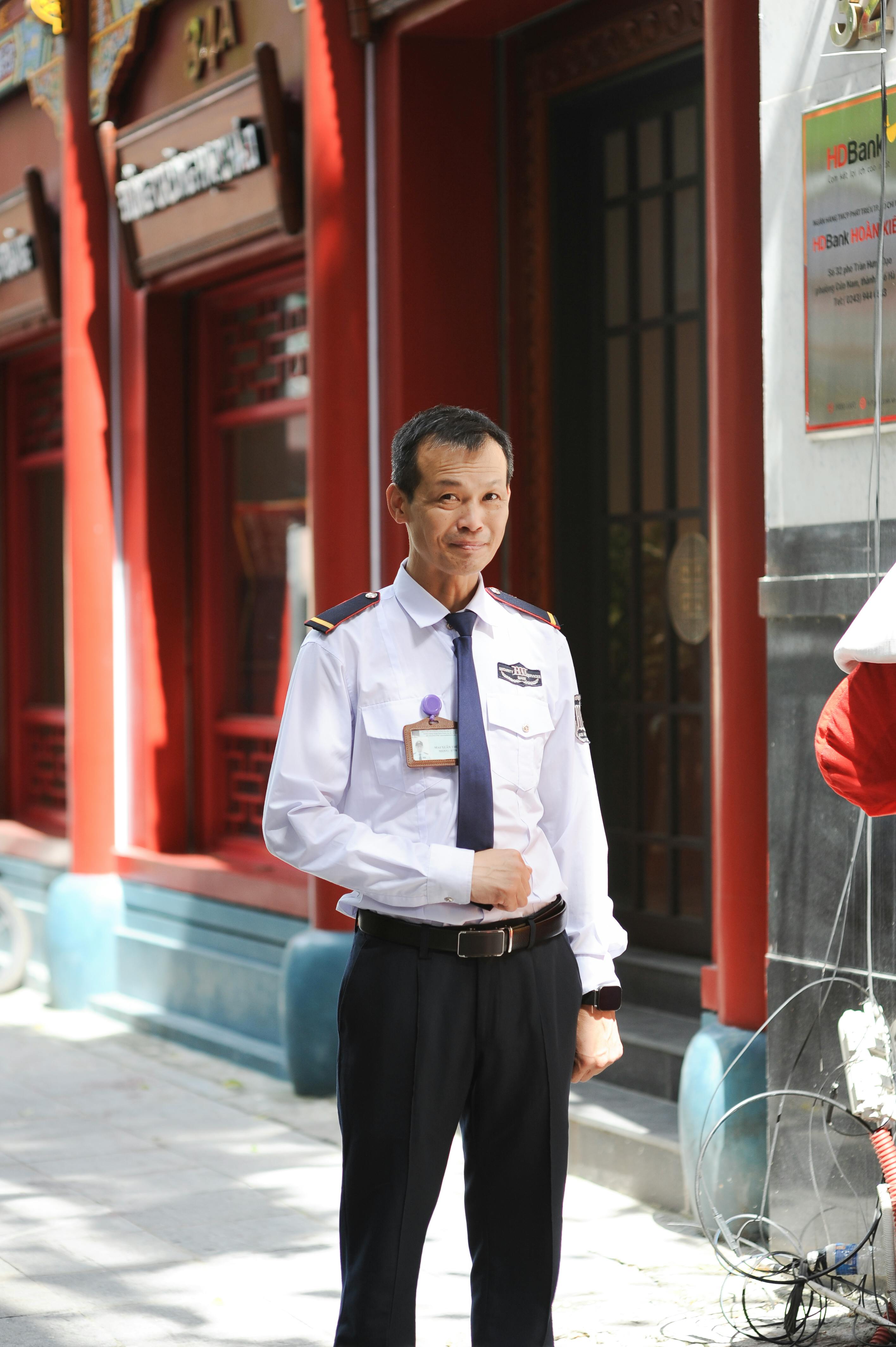 Security Guard Photos, Download The BEST Free Security Guard Stock ...