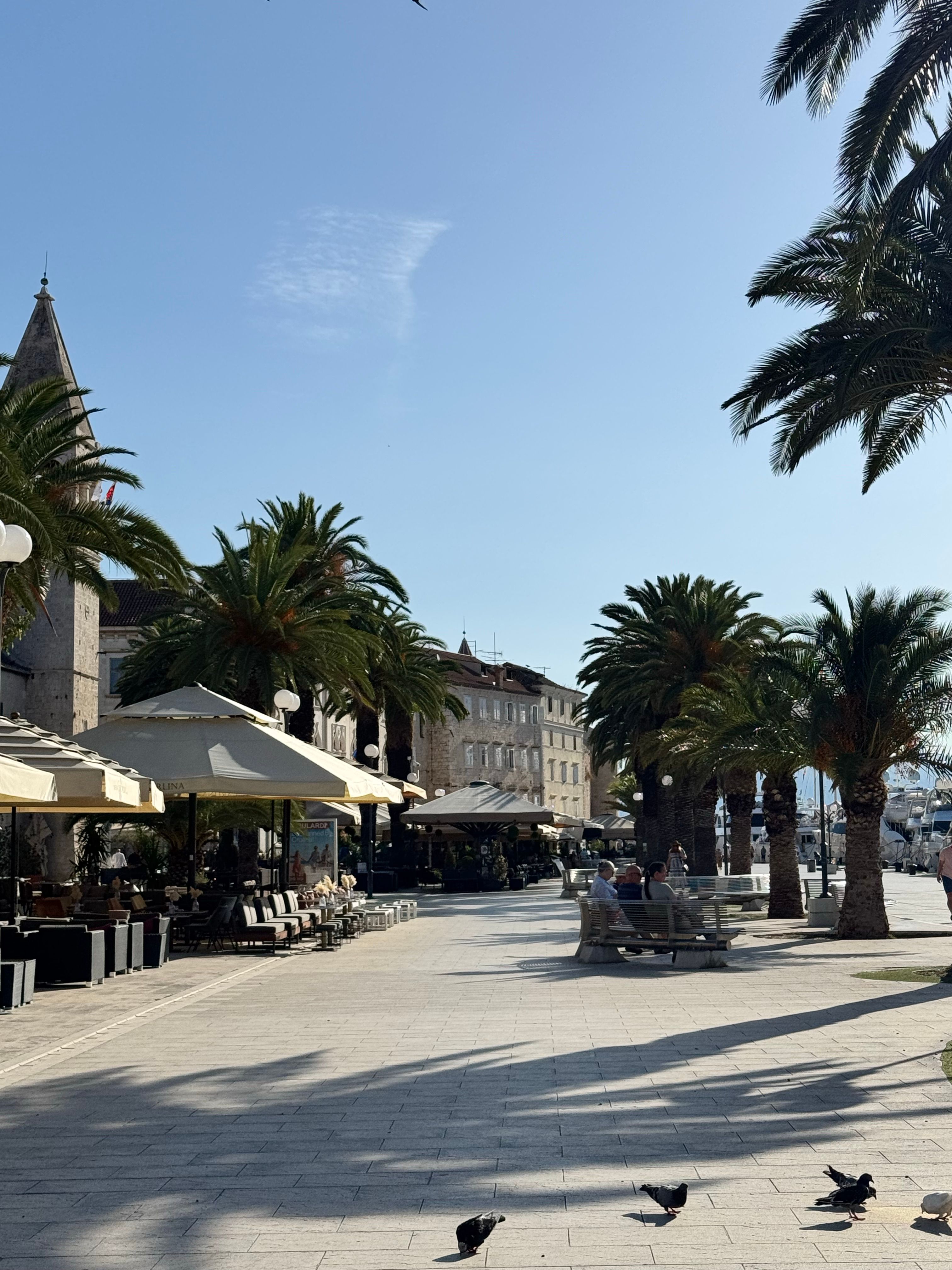 Charming Trogir Waterfront Promenade in Croatia · Free Stock Photo