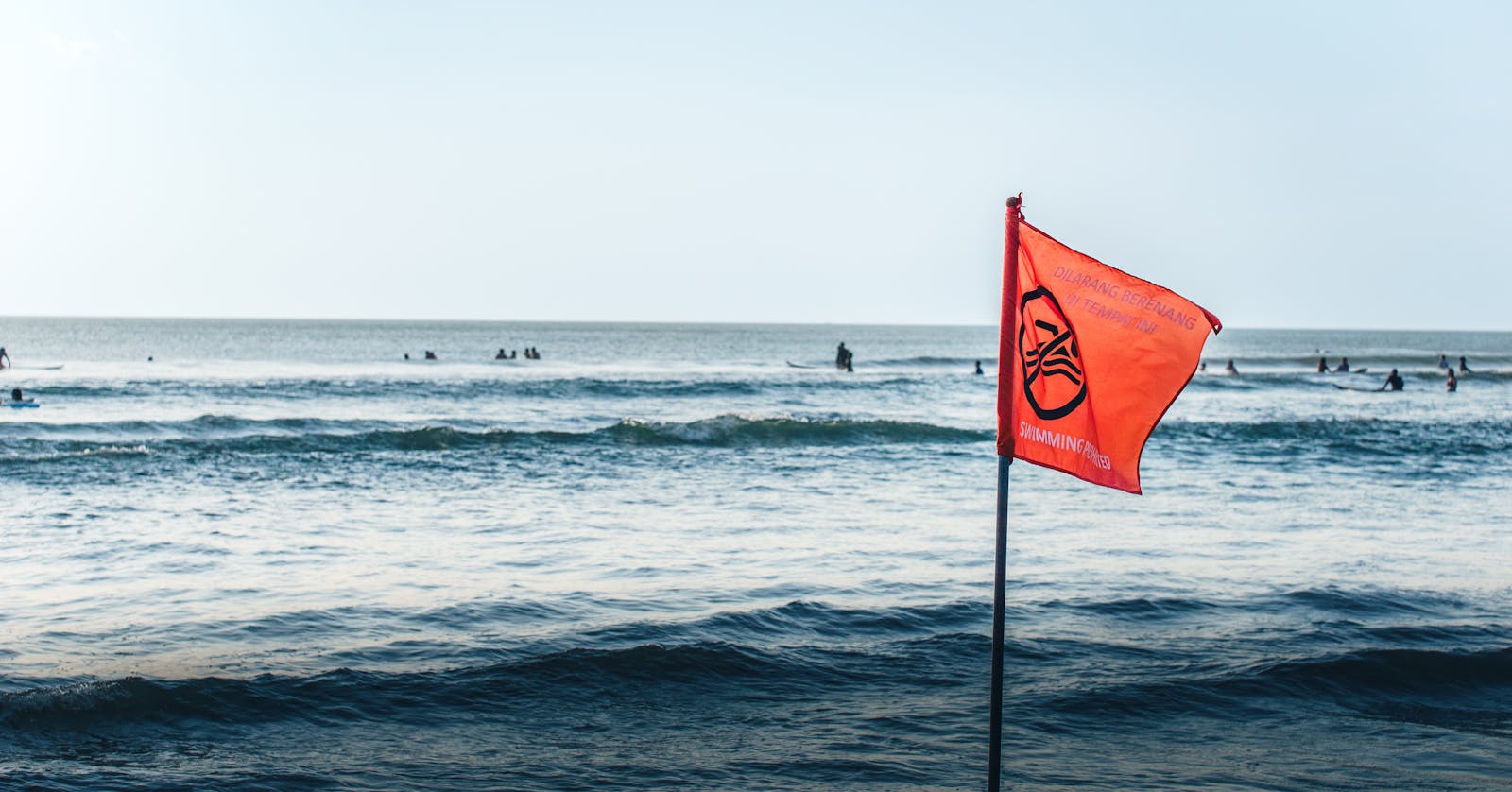 Jenna+Ortega+Beach+Bikini Photos, Download The BEST Free Jenna+Ortega ...