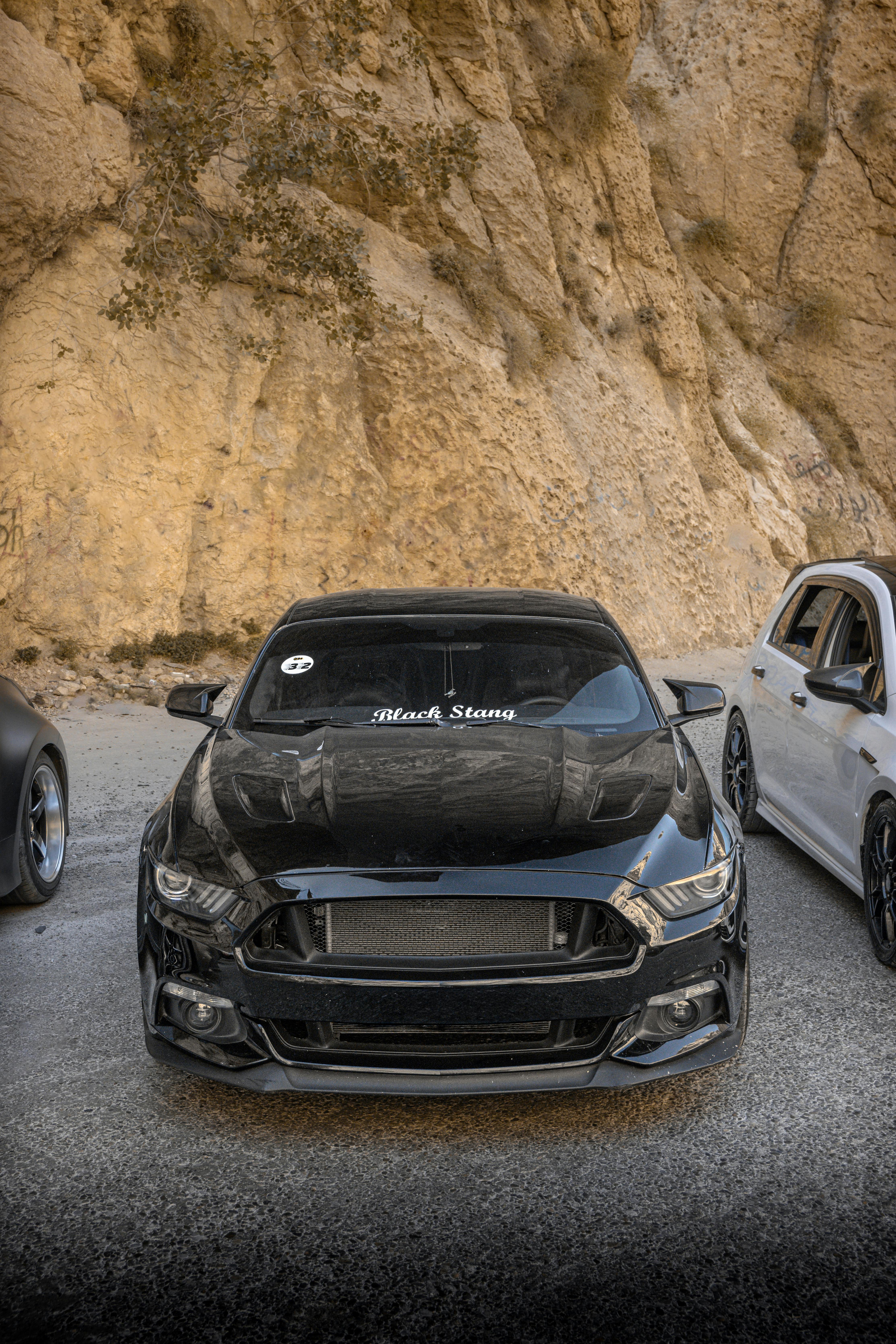 200.000+ Foto Mobil Sport Terbaik · Unduh Gratis 100% · Foto Stok Pexels