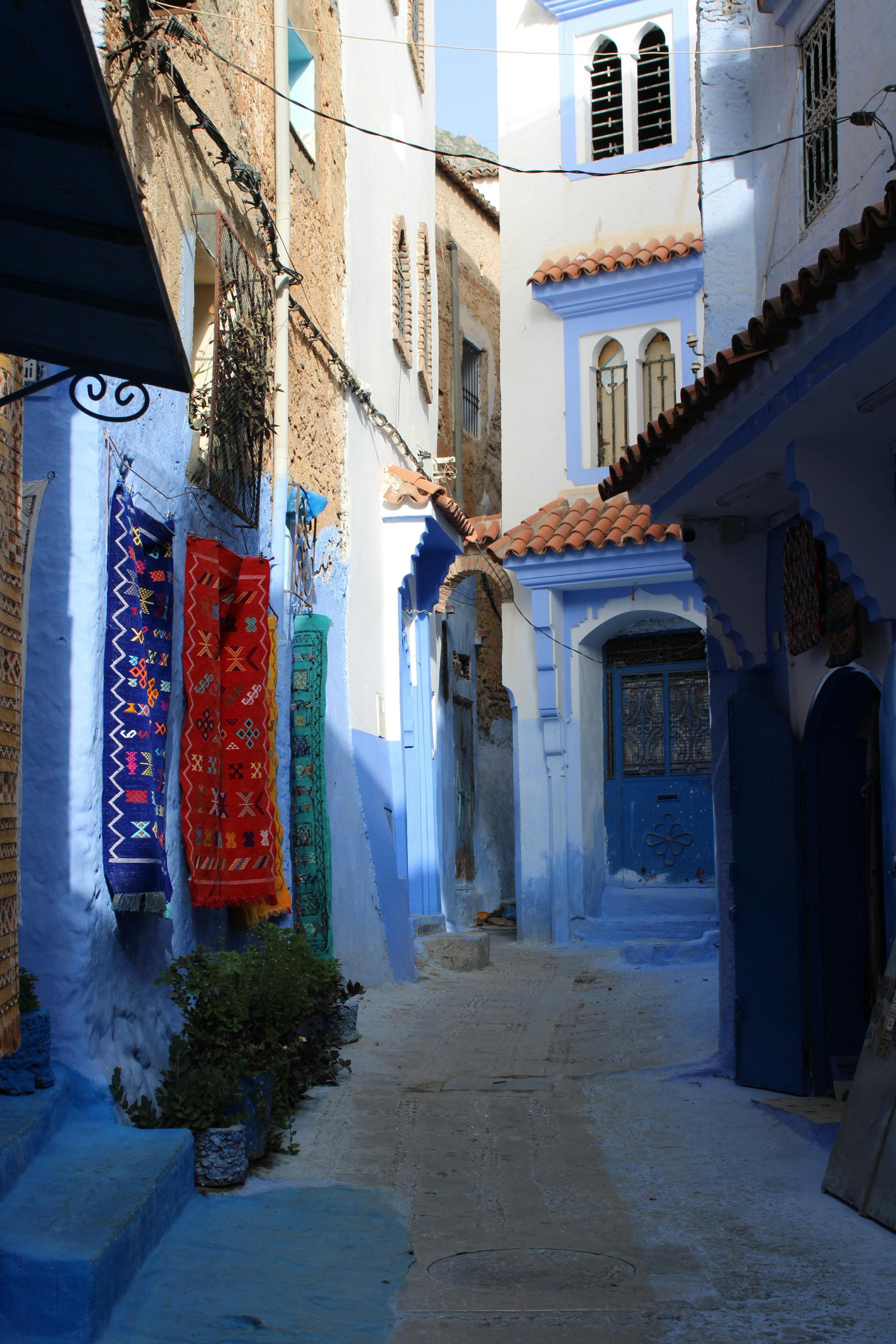 Cheerleaders+Doing+High+Kicks Photos, Download The BEST Free ...