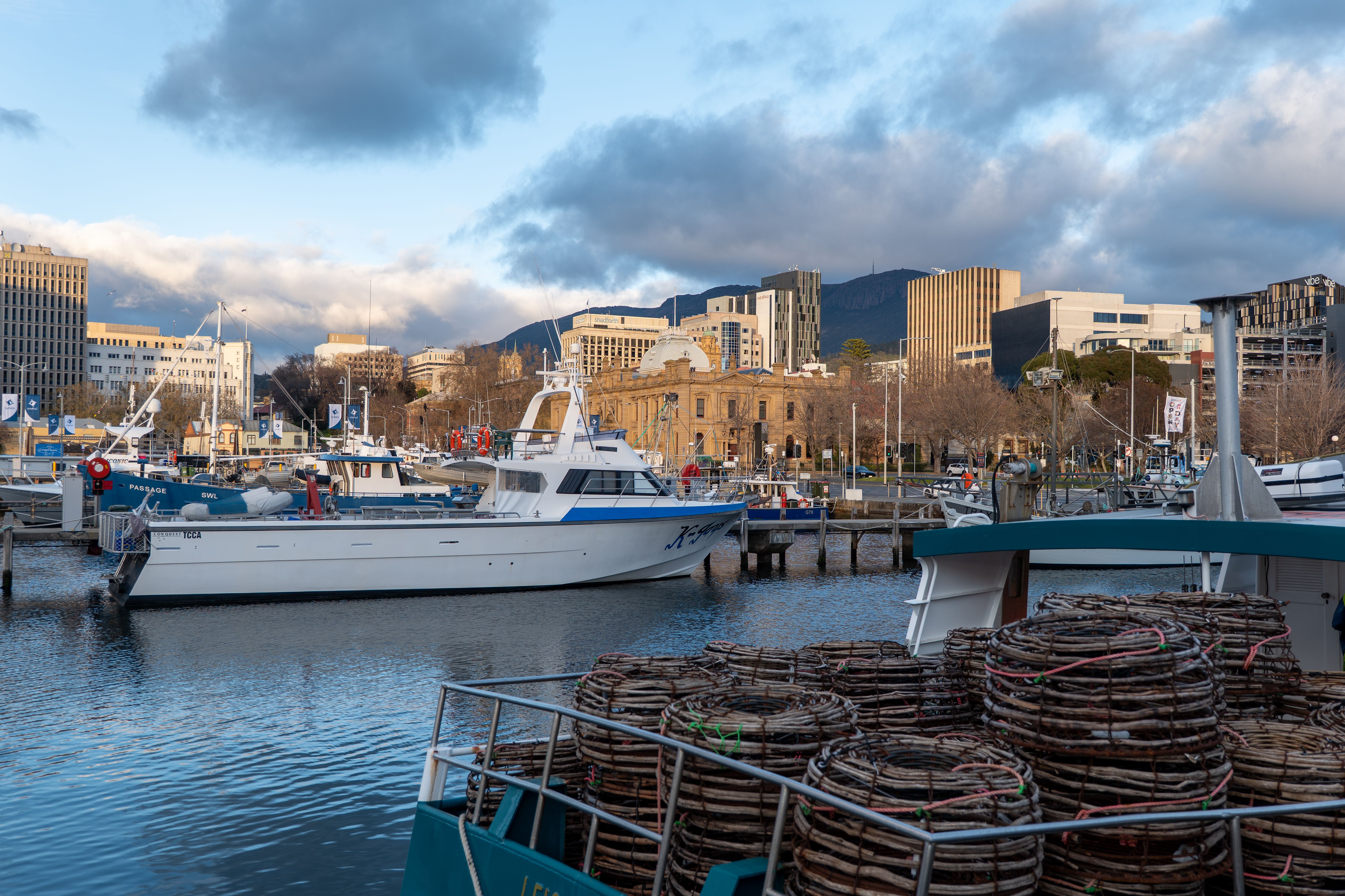 Scenic Hobart Waterfront with Boats and Skyline · Free Stock Photo