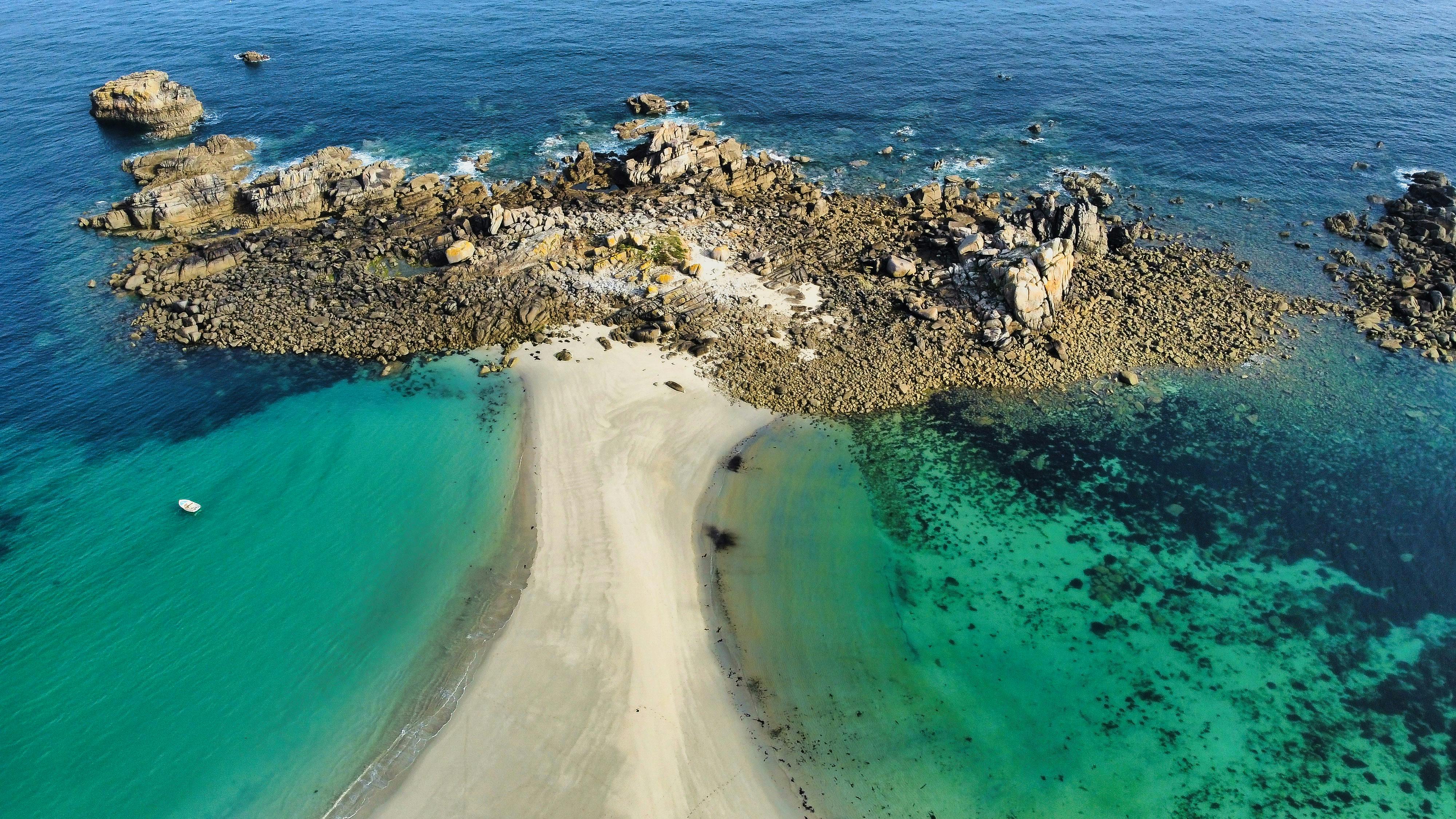 Tara Tidal Photos, Download The BEST Free Tara Tidal Stock Photos & HD ...