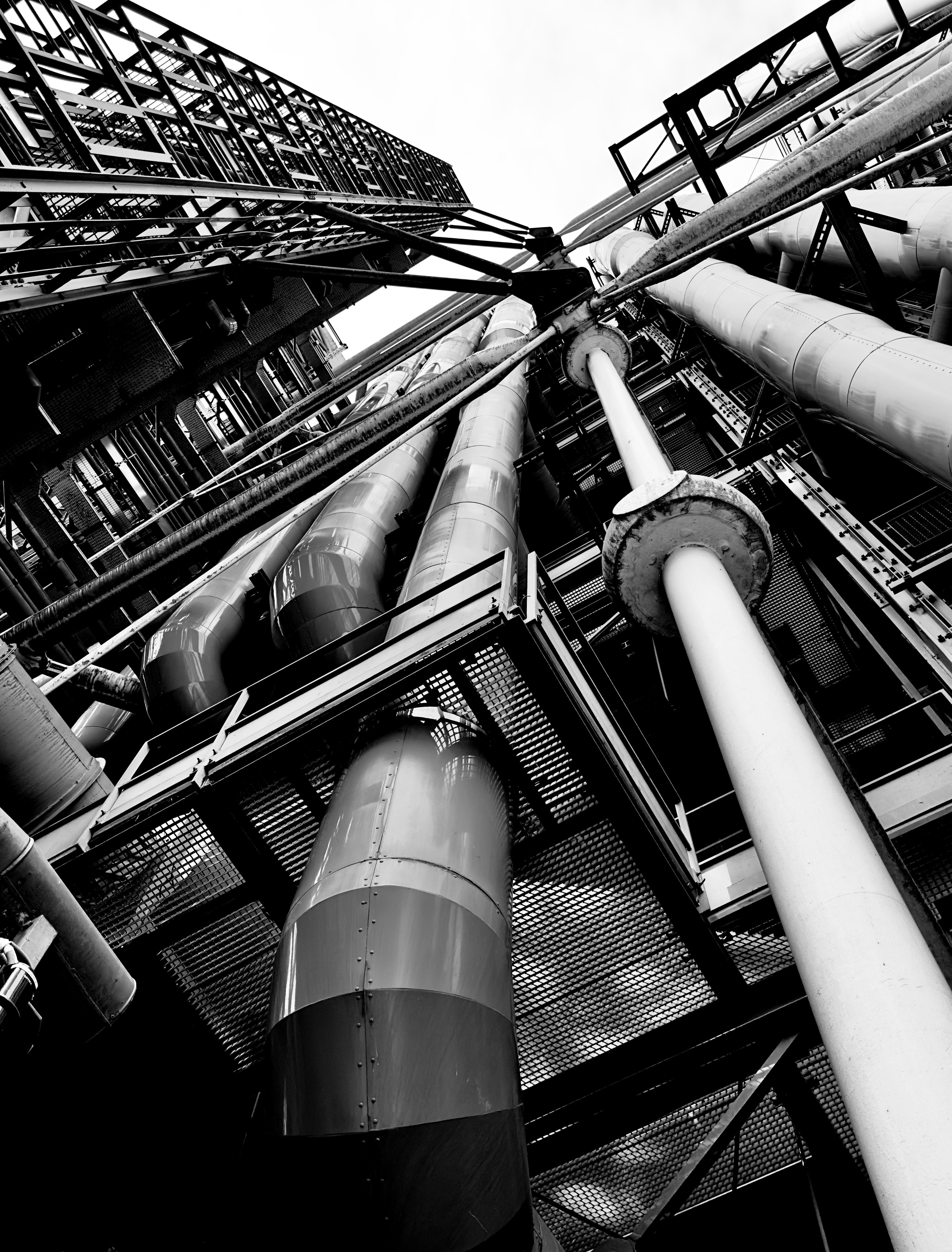 Dramatic Industrial Pipeline Architecture · Free Stock Photo