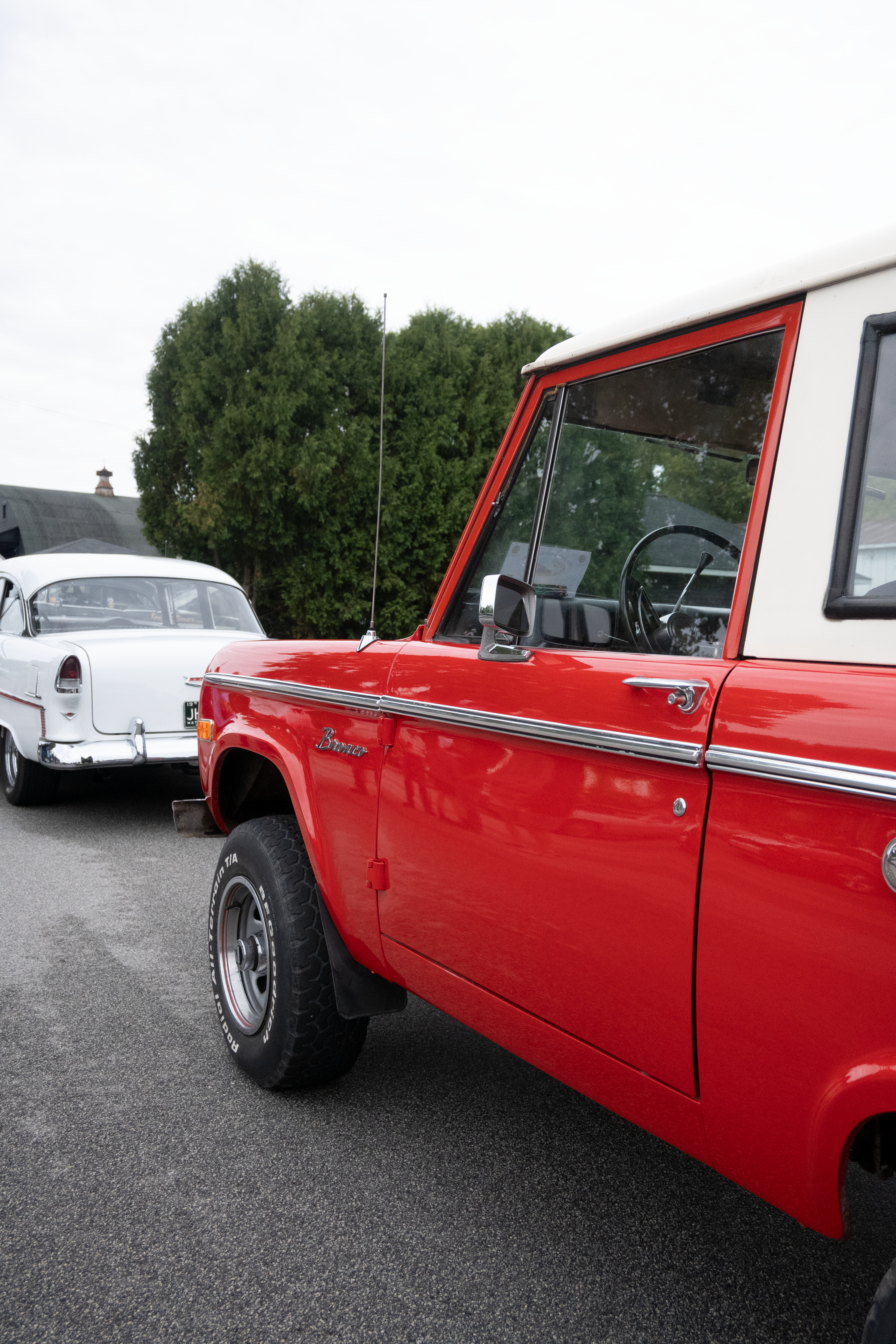 Vintage American Cars at Michigan Auto Show · Free Stock Photo