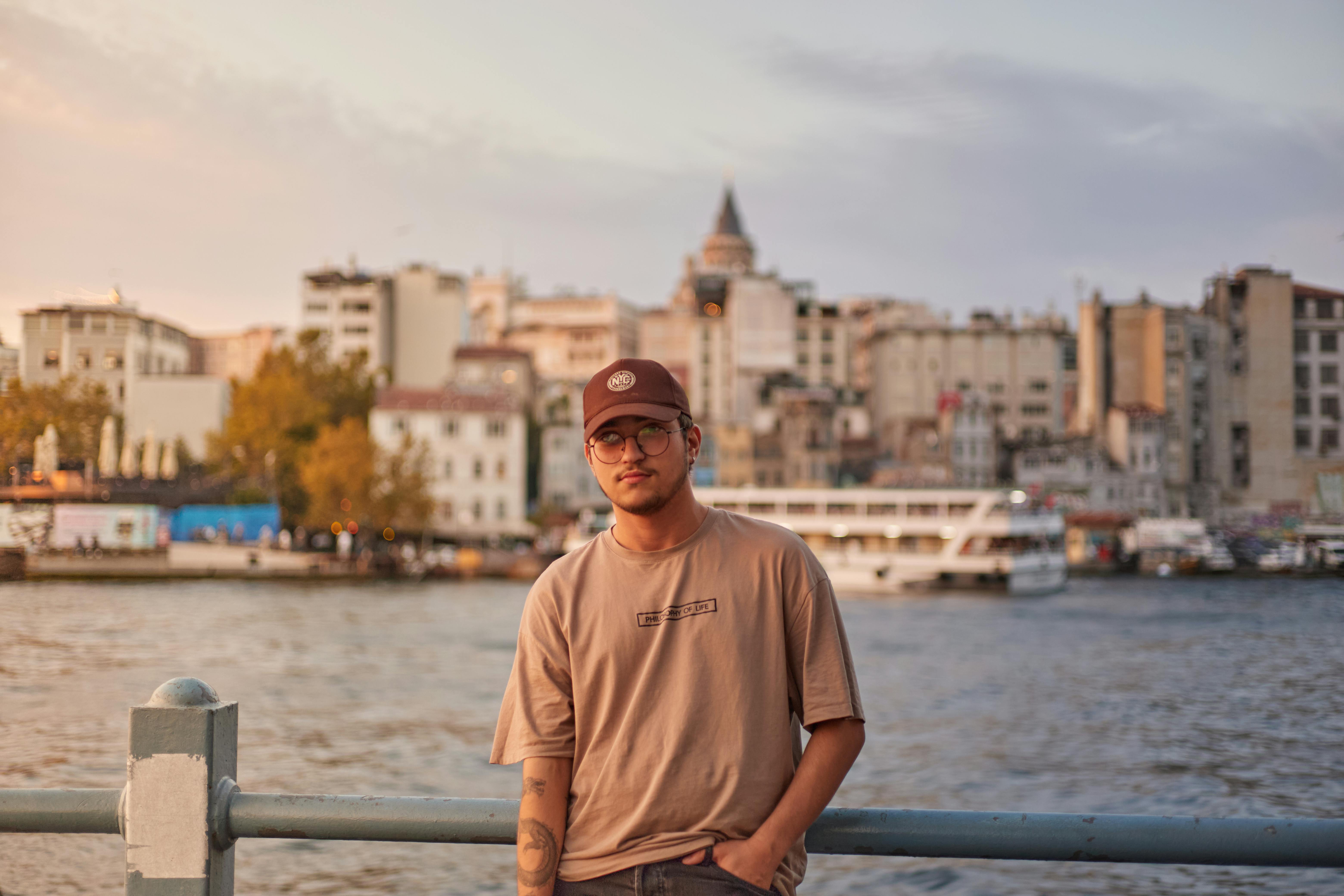 Turkish Young Photos, Download The BEST Free Turkish Young Stock Photos ...