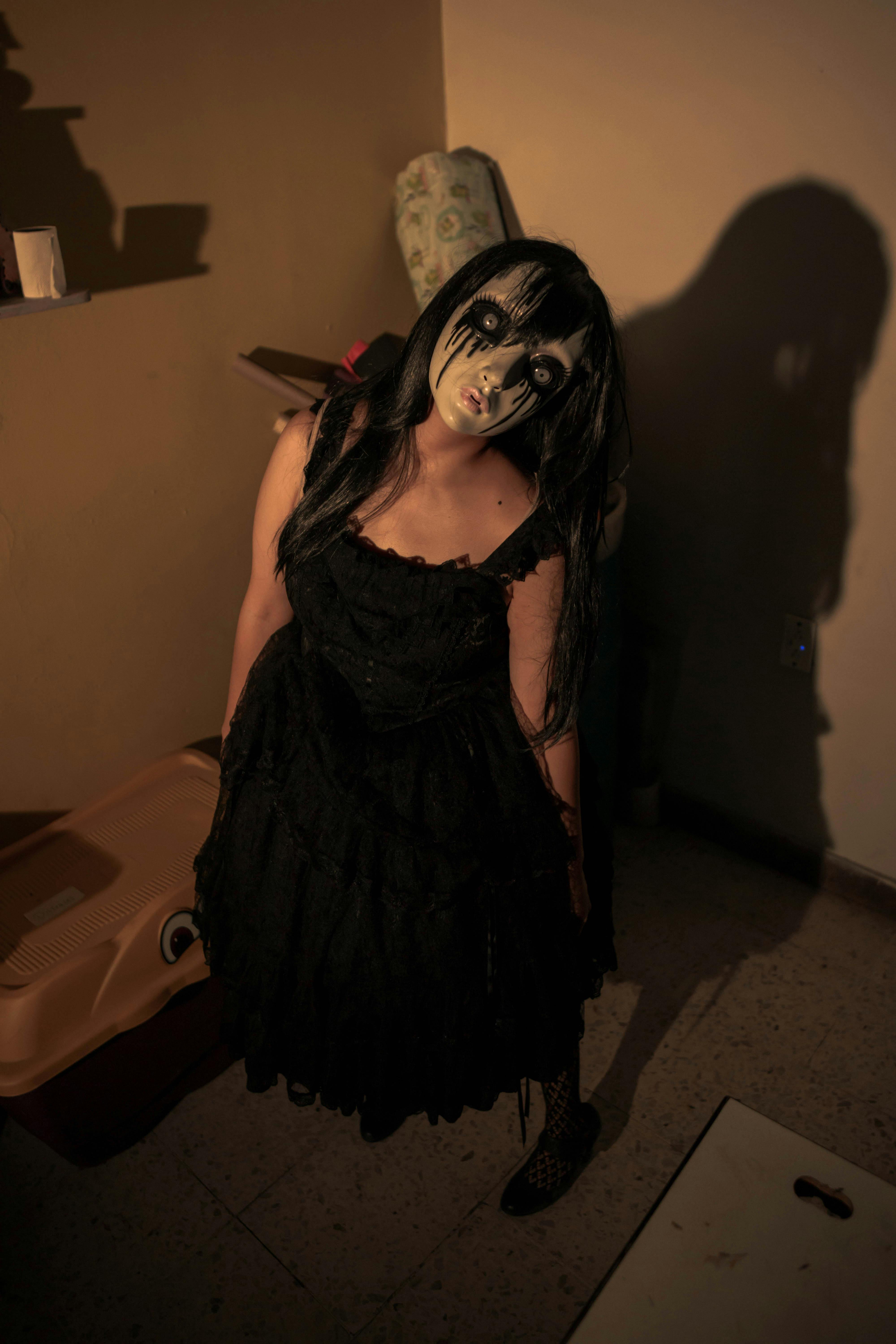 Labubu Doll Photos, Download The BEST Free Labubu Doll Stock Photos ...