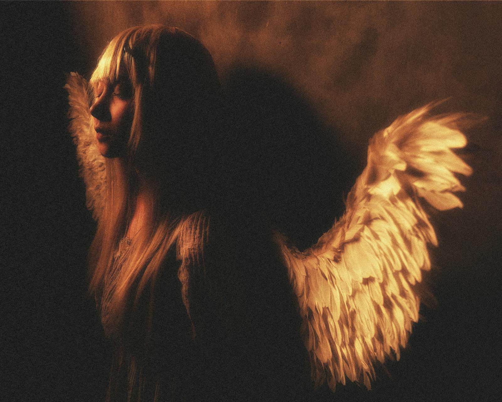 Female Angel Photos, Download The BEST Free Female Angel Stock Photos ...