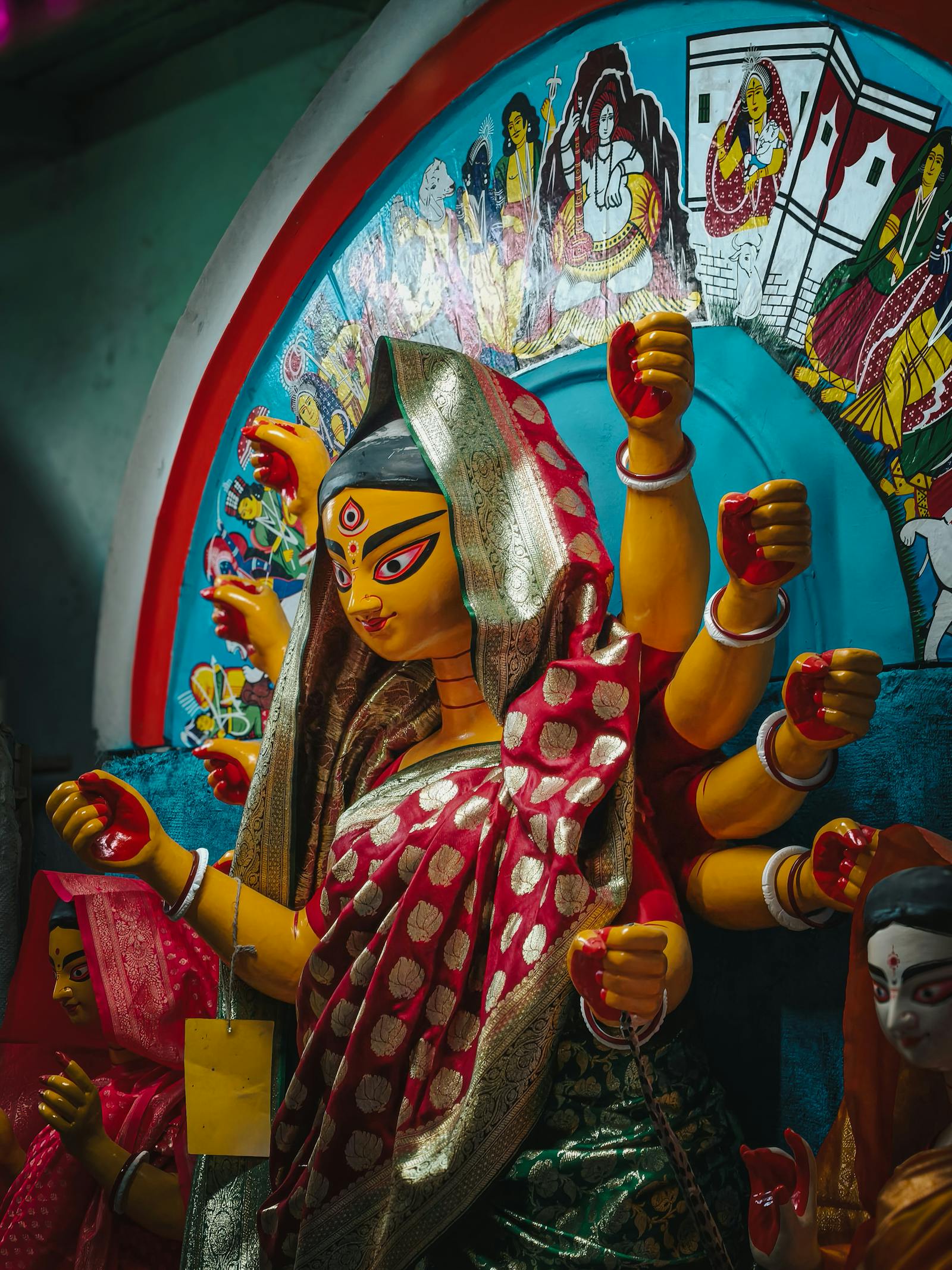 Durga Thakur Photos, Download The BEST Free Durga Thakur Stock Photos ...