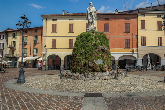 html iframe align center methods & best practices