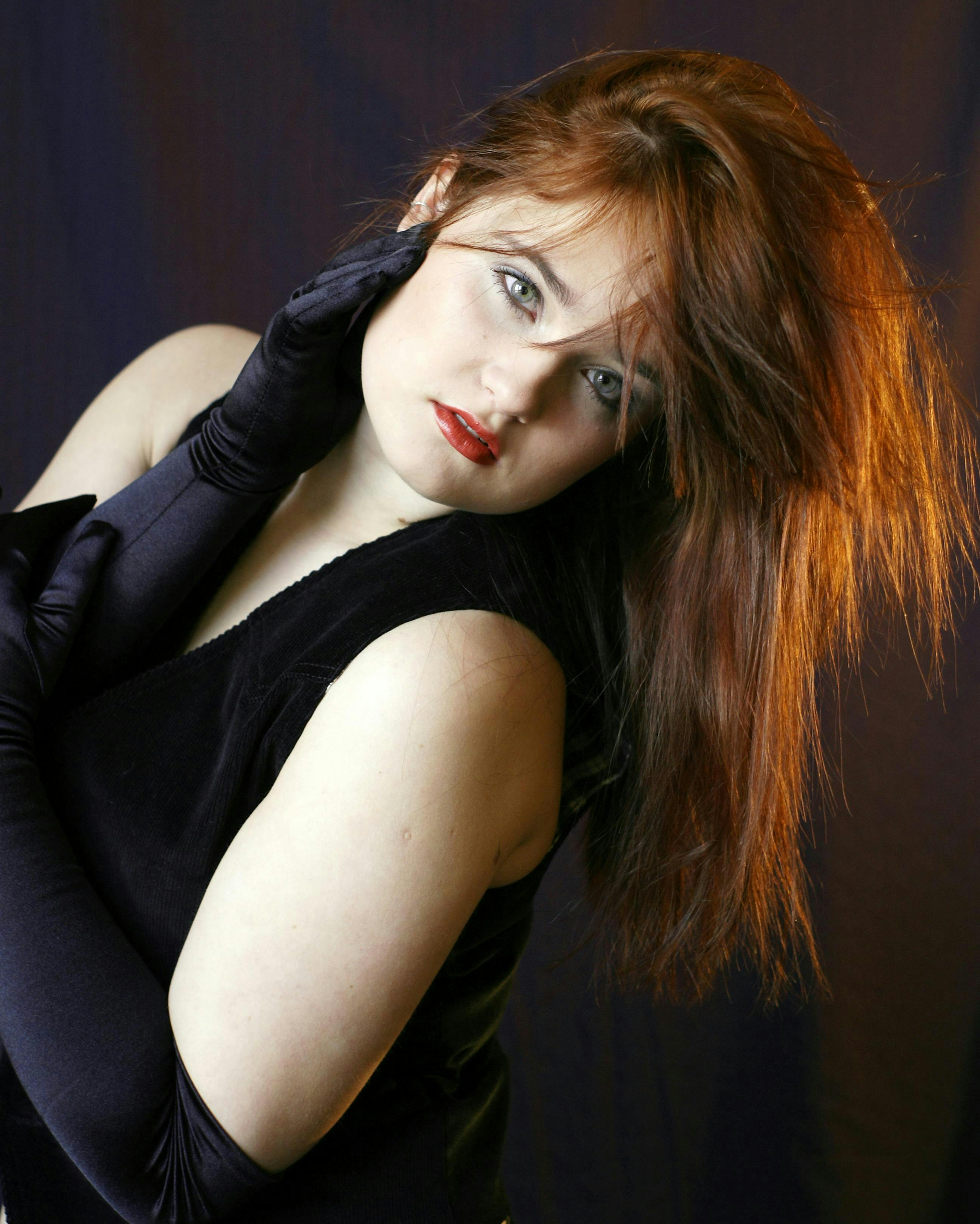 Ladki+Ke+Hath+Kata+Hua+Photo Photos, Download The BEST Free Ladki+Ke ...