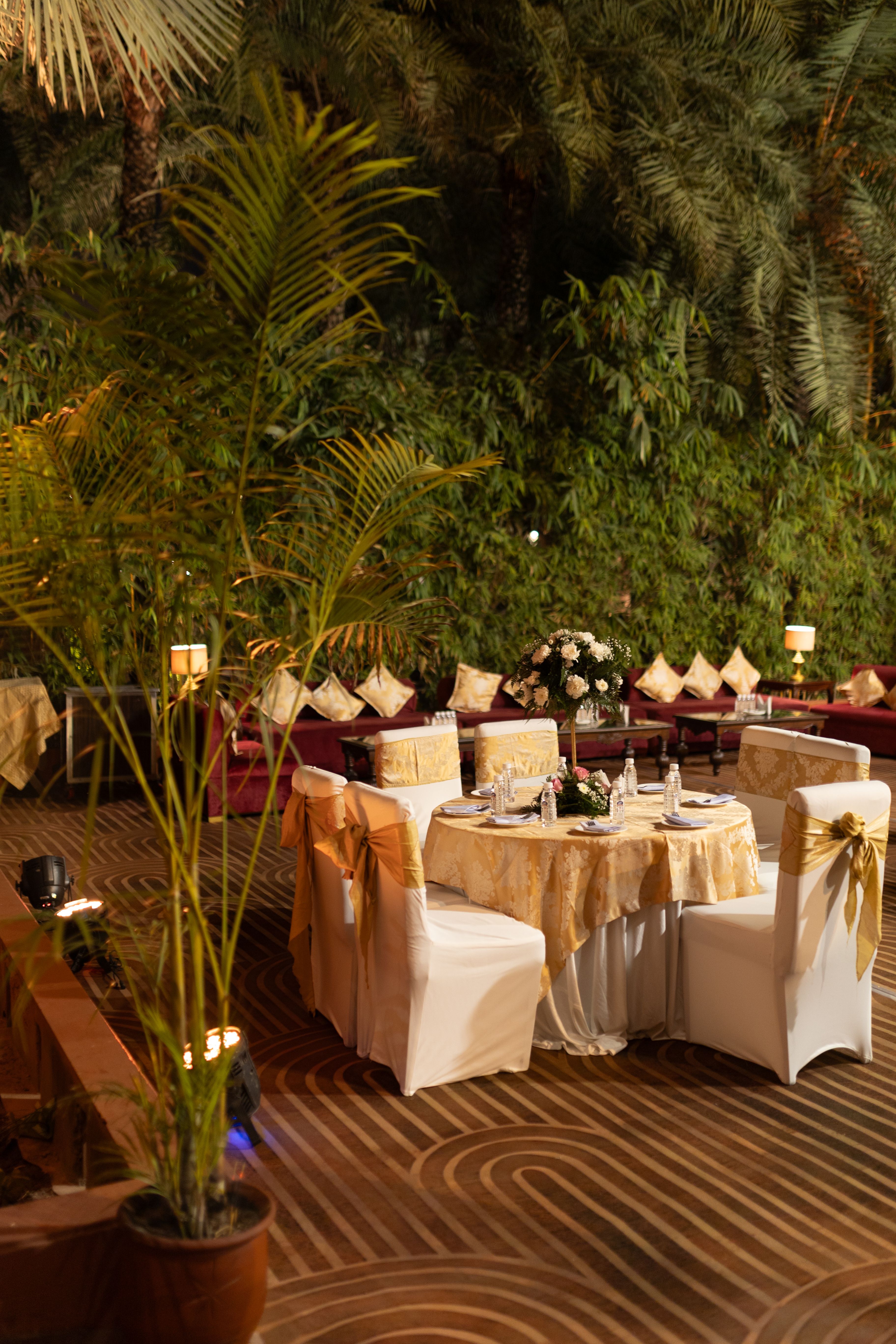 Elegant Outdoor Event Setup with Decorated Table · Free Stock Photo
