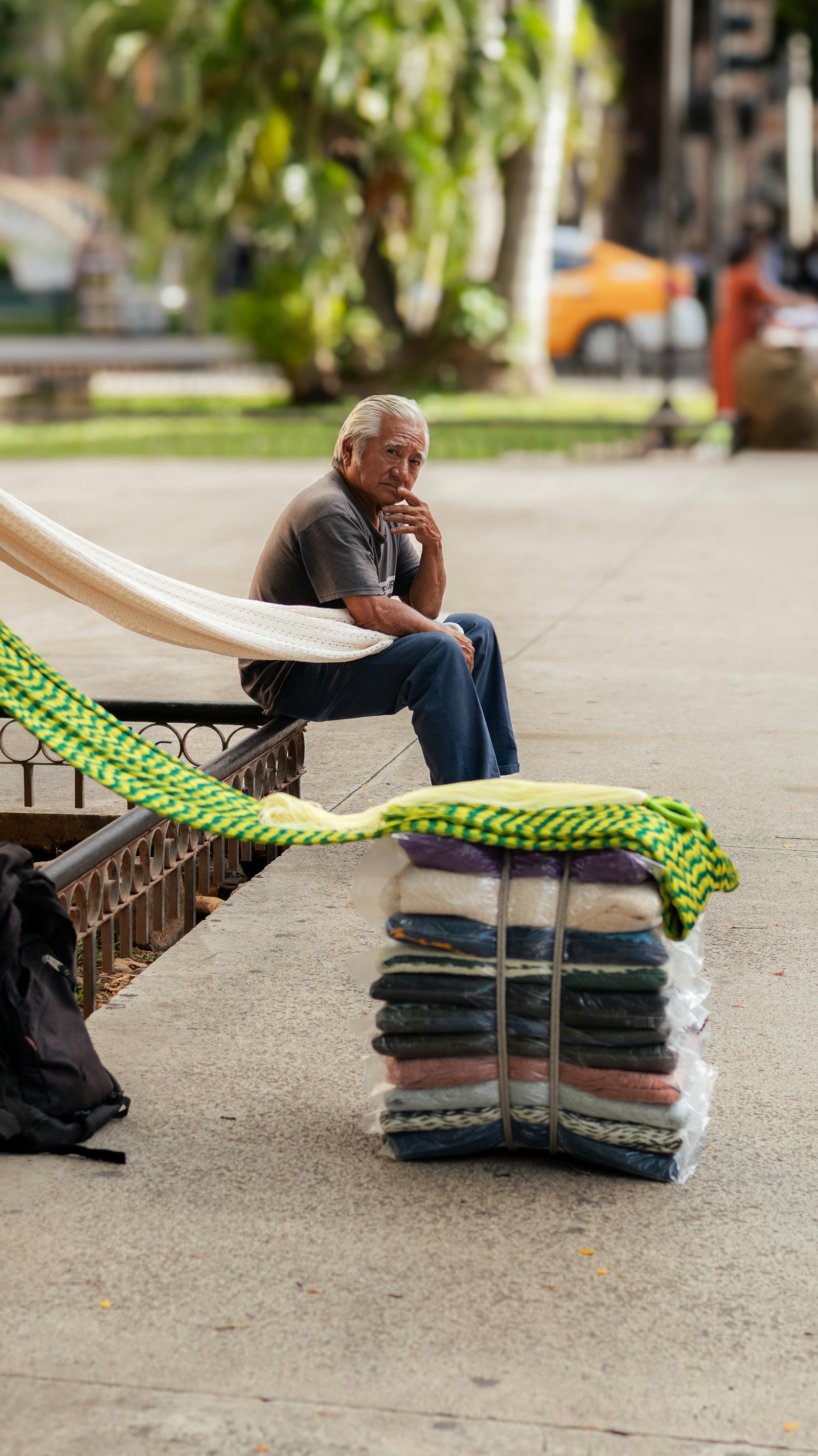 Man Sitting On Toilet Photos, Download The BEST Free Man Sitting On ...